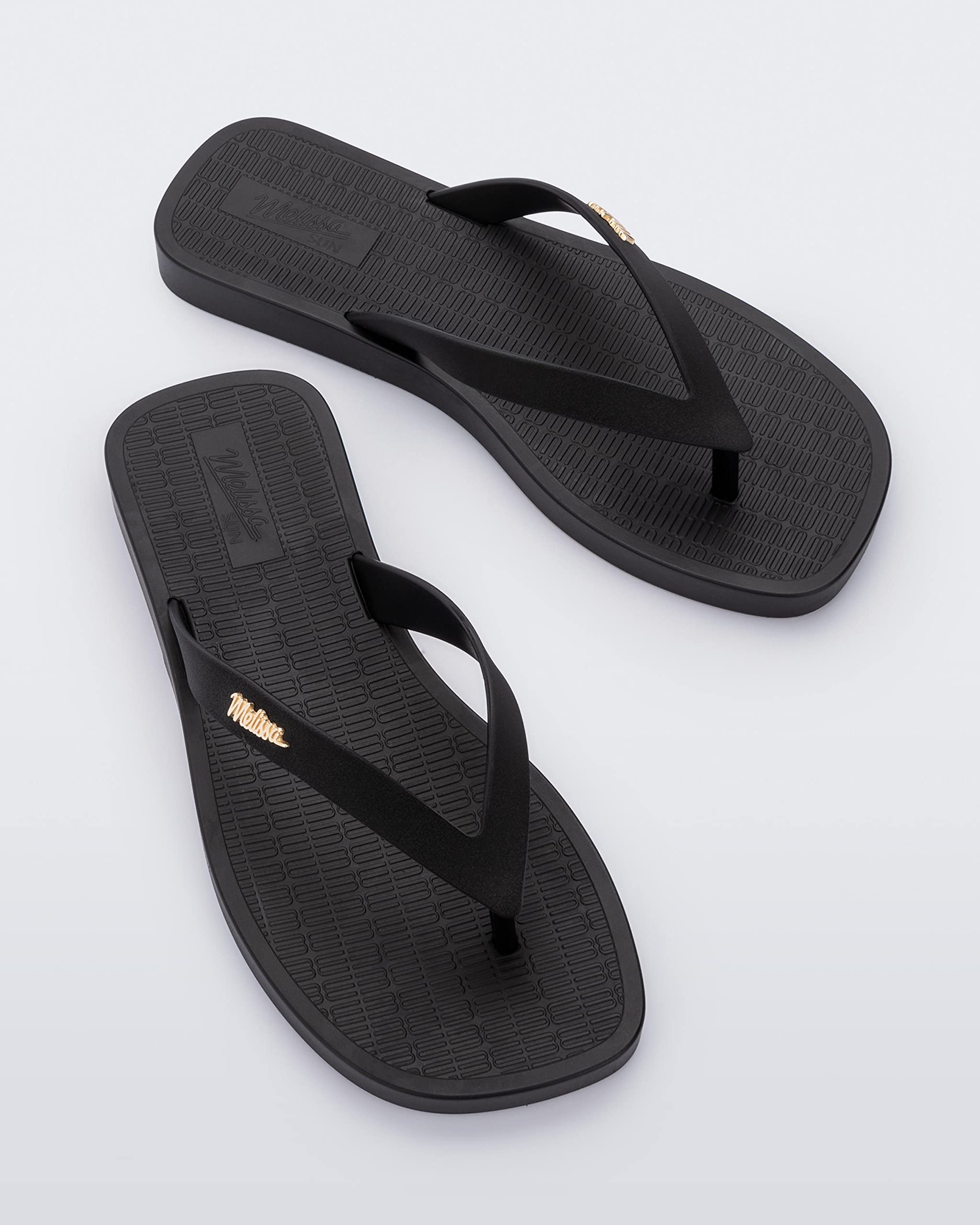 Melissa Sun Long Beach Flip Flops for Women - Stylish and Comfortable Slip-Resistant Vegan Slip-On Thong Sandals, Black, 6