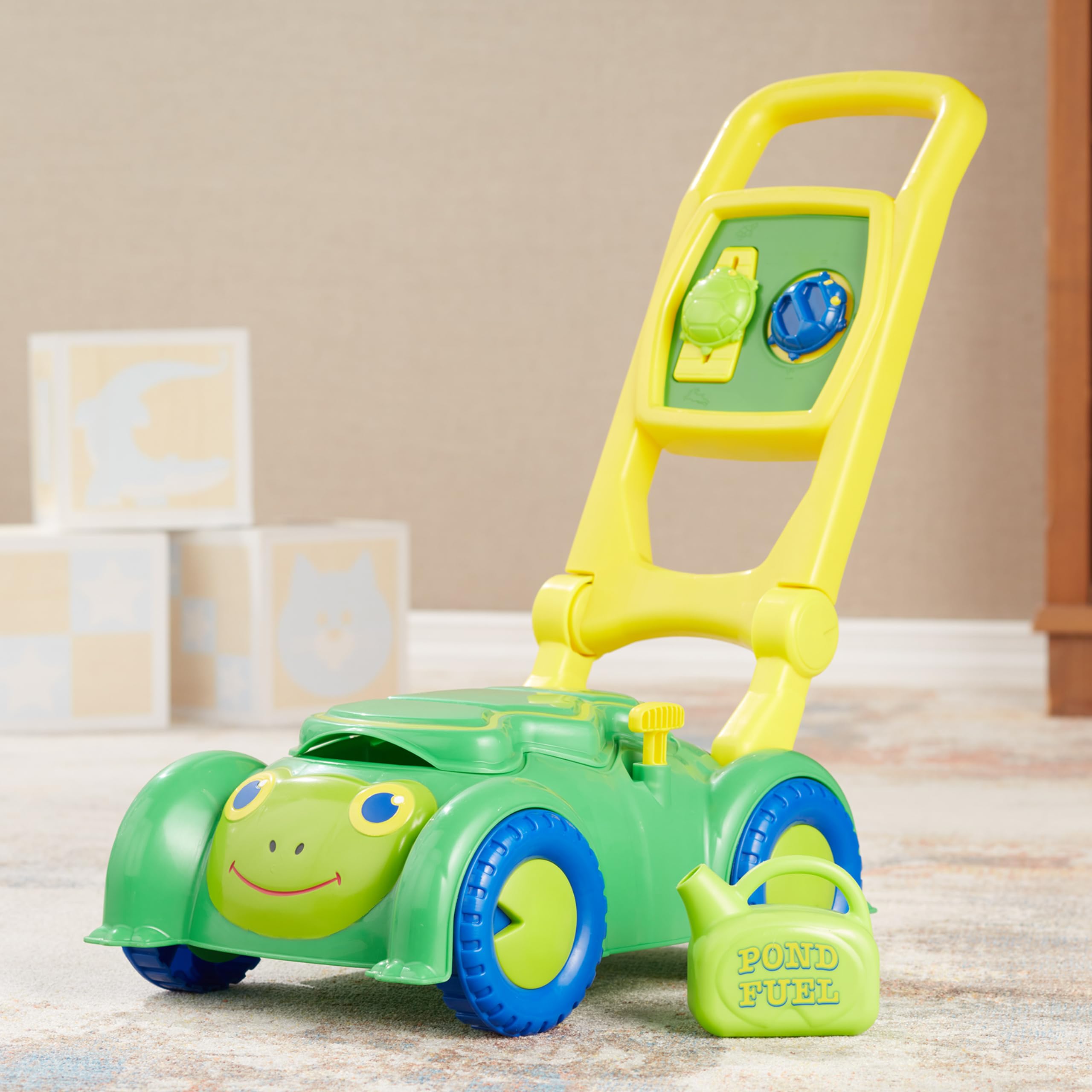 Melissa & Doug Sunny Patch Snappy Turtle Lawn Mower - Pretend Play Toy for Kids - Turtle-Themed Pretend Kids Lawn Mower Developmental Push Toy For Toddlers