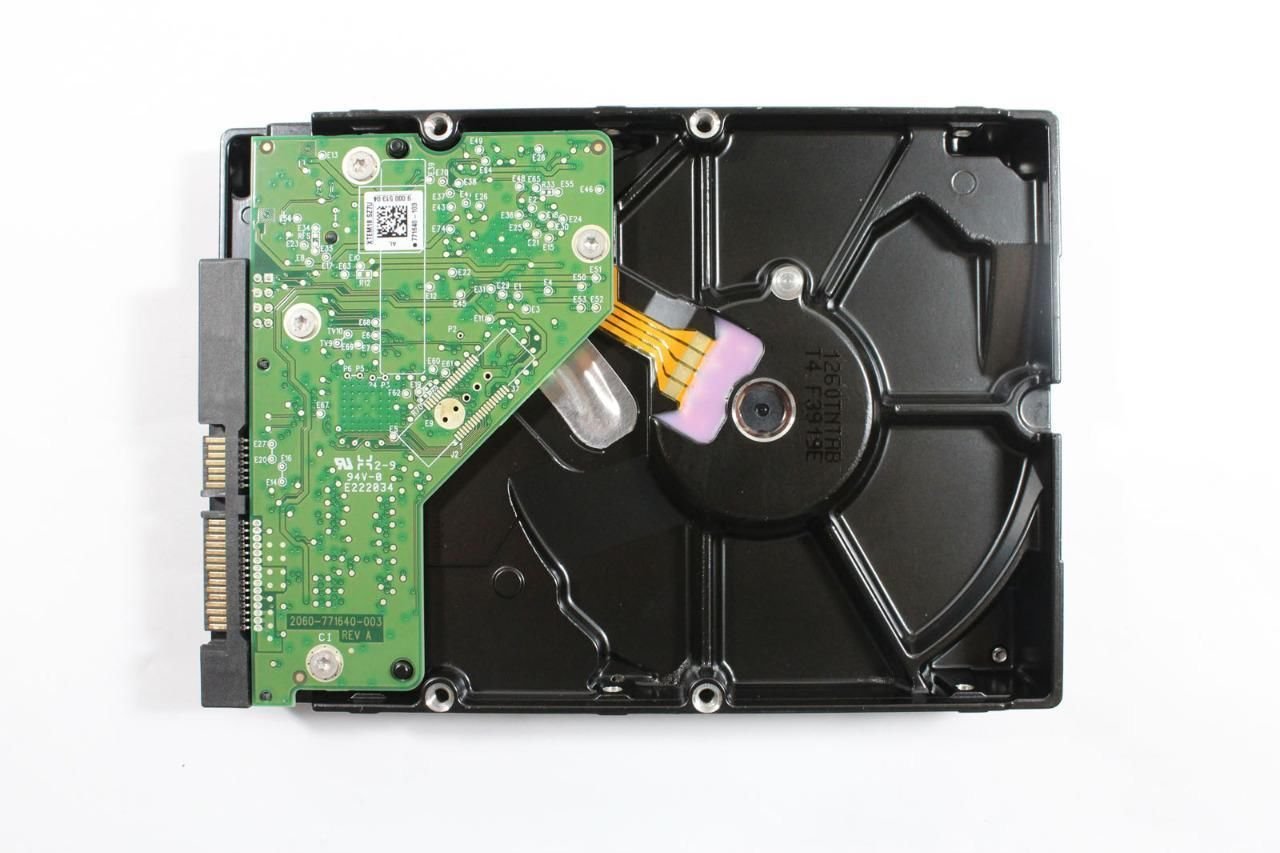 WD Blue 250GB Everyday PC Desktop Hard Drive: 3.5 Inch, SATA 6 Gb/s, 7200 RPM, 16MB Cache (WD2500AAKX) (Old Model)