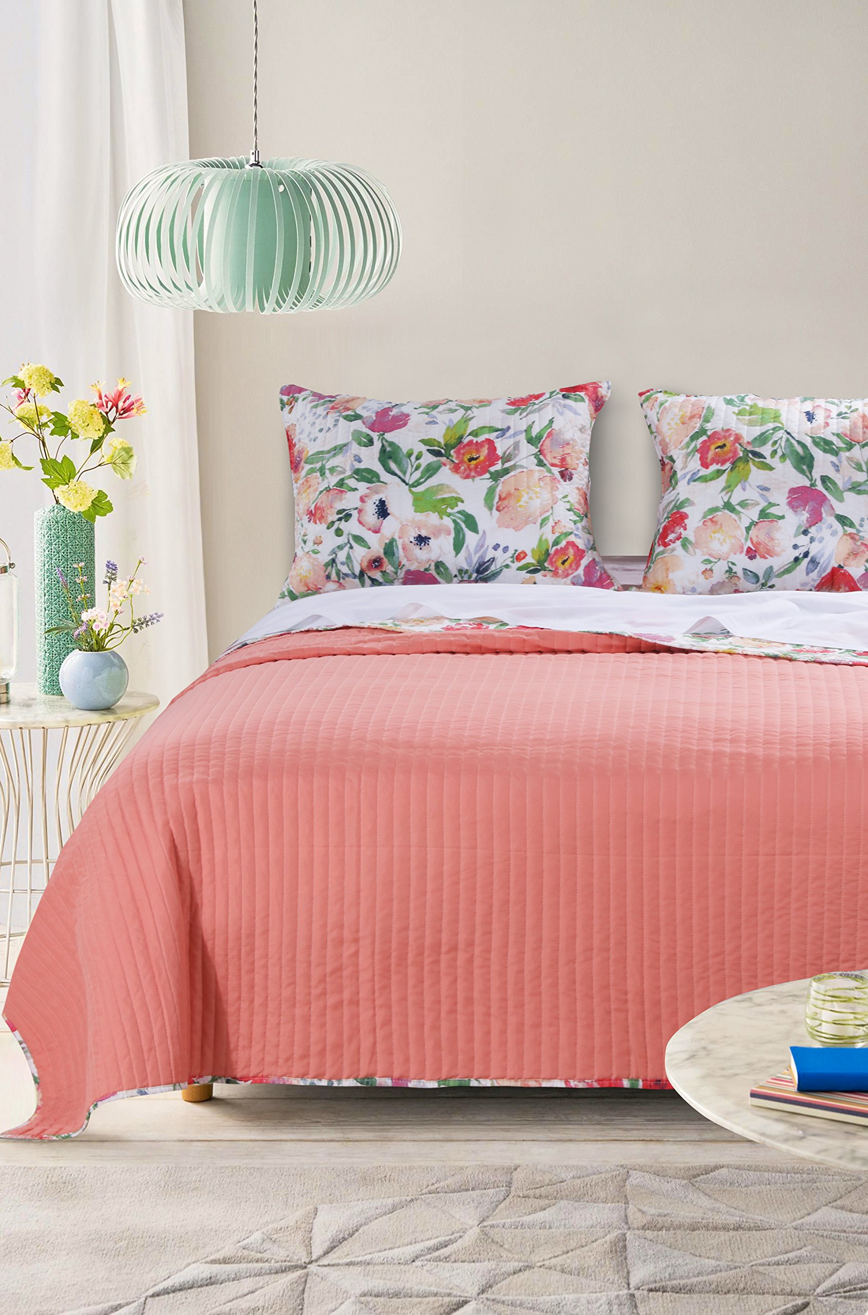 Barefoot Bungalow Blossom Quilt Set, Twin, Multi
