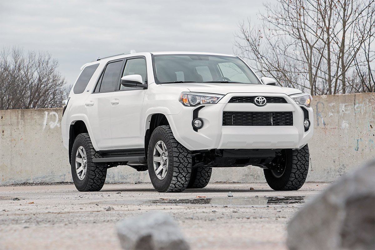 Rough Country 3" Lift Kit w/N3 Struts & Coils for 03-09 4Runner/07-14 FJ - 76031