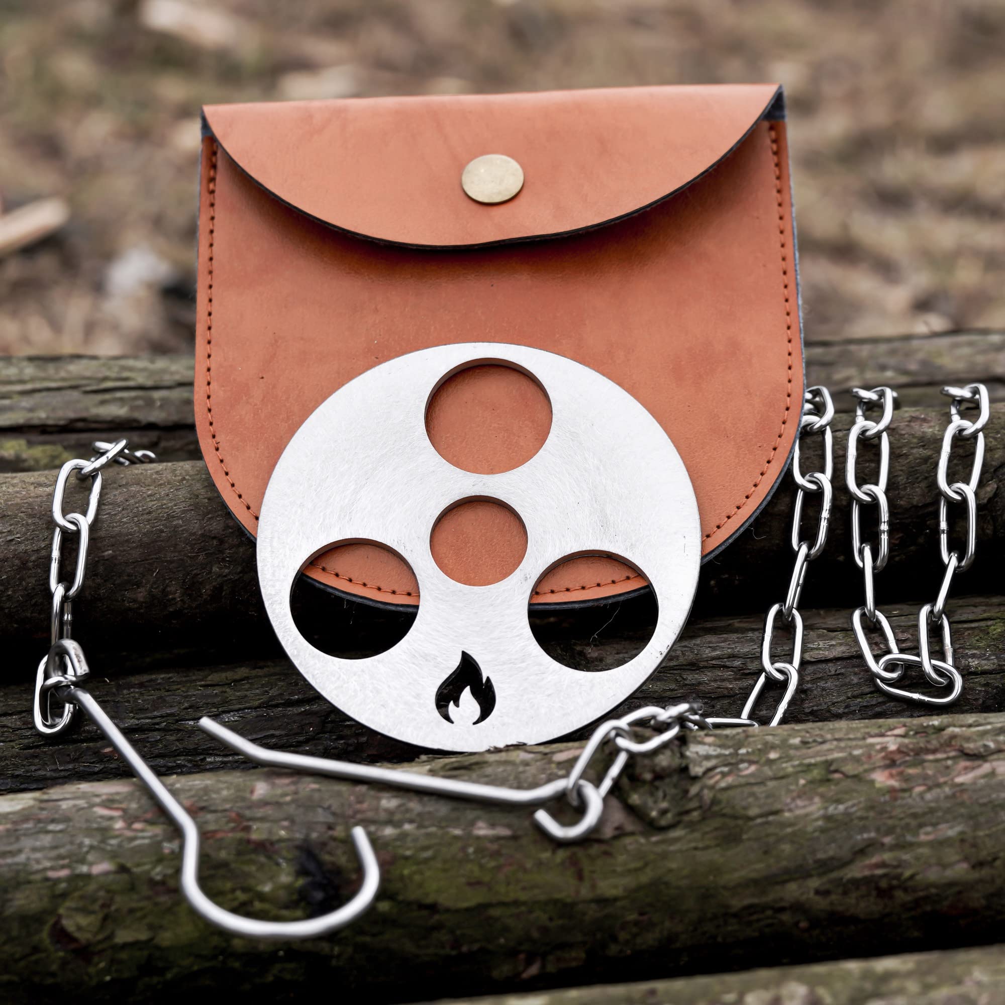 Camping Tripod Board - Portable Campfire Tripod Board Campfire Grill Stand Rack with Adjustable Hanging Cooking Chain, Stainless Steel Camping Grill Tripod Accessories