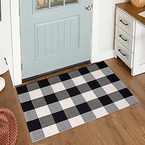 HOYIJA Buffalo Plaid Rug 2'×3'Outdoor/Indoor Black and White Checkered Samll Area Rug,Retro Cotton Woven Check Washble Entryway Front Porch Decor Rugs for Layered Welcome Front Door Mats