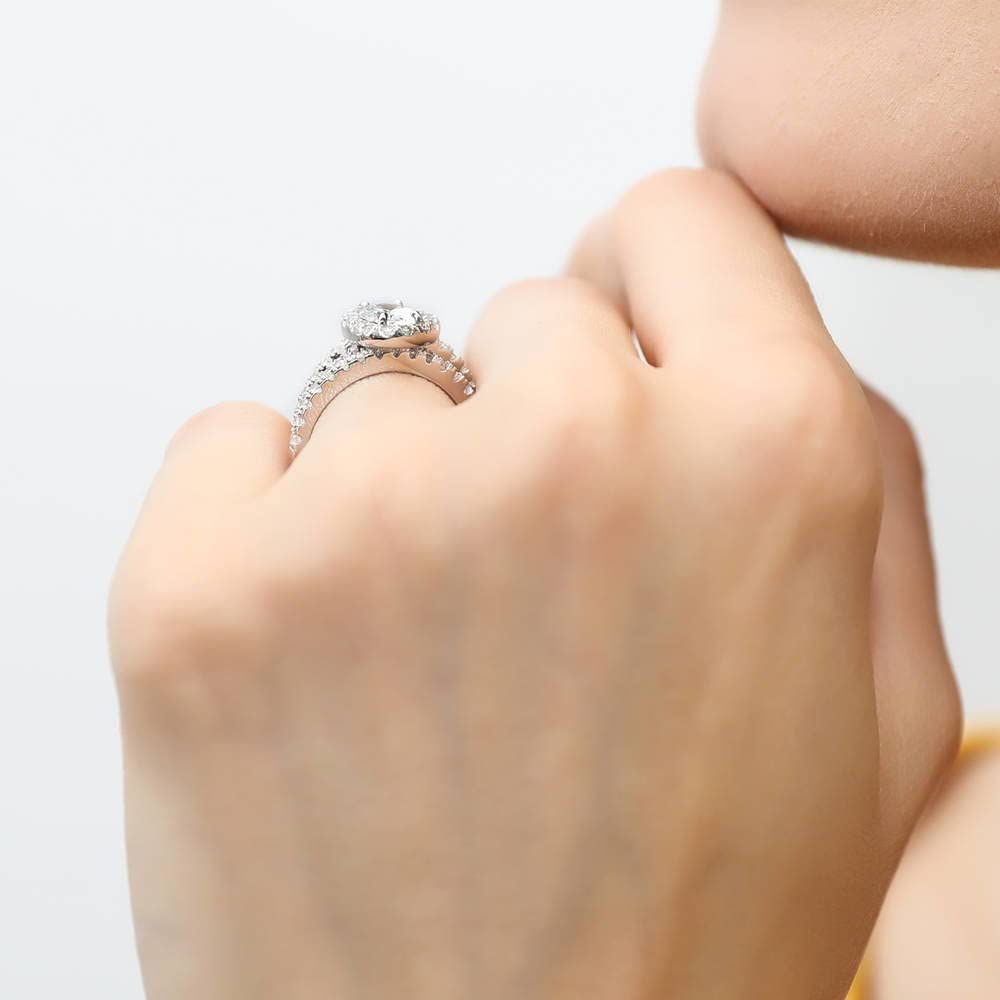 BERRICLE Sterling Silver Halo Wedding Engagement Rings Oval Cut Cubic Zirconia CZ Ring Set for Women, Rhodium Plated Size 5.5