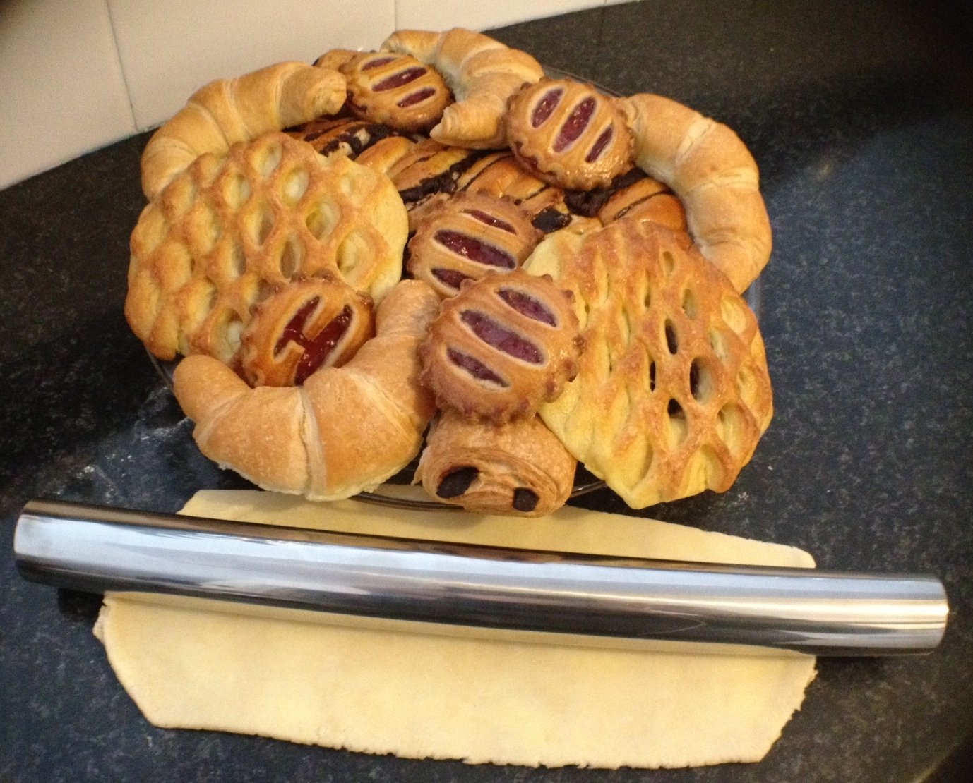 Checkered Chef Stainless Steel French Rolling Pin, Metal Rolling Pin for Baking, Pasta, Fondant, Cookies, Pizza and Dough. Dishwasher Safe.