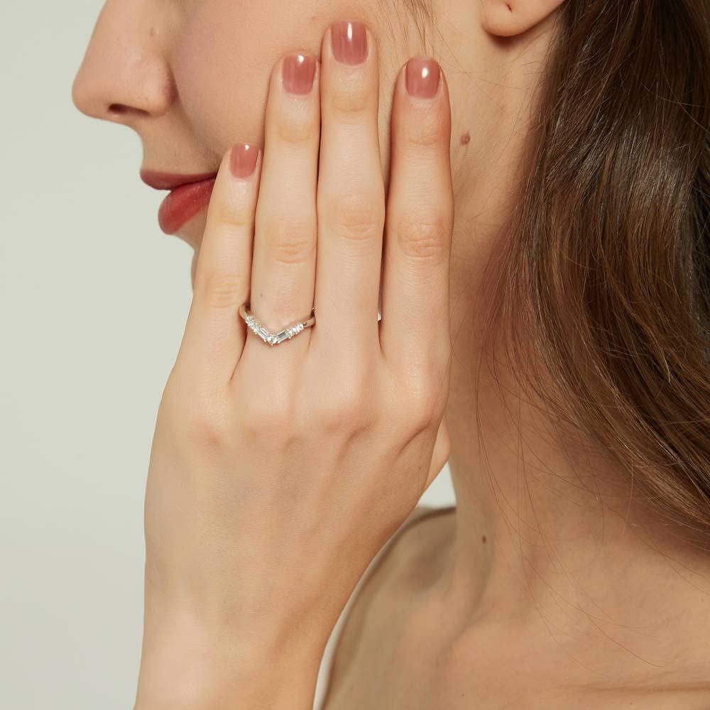 BERRICLE Sterling Silver 7-Stone Wedding Engagement Rings Cubic Zirconia CZ Solitaire Ring Set for Women, Rhodium Plated Size 9