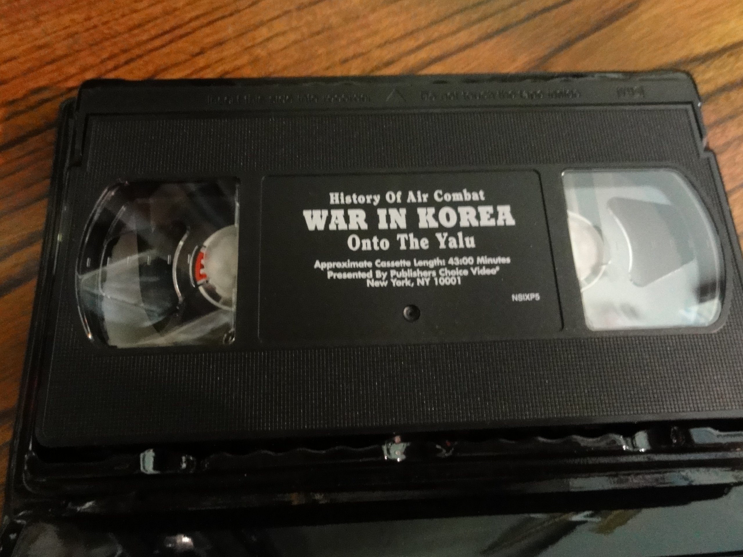 War in Korea Onto the Yalu : History of Air Combat (VHS)