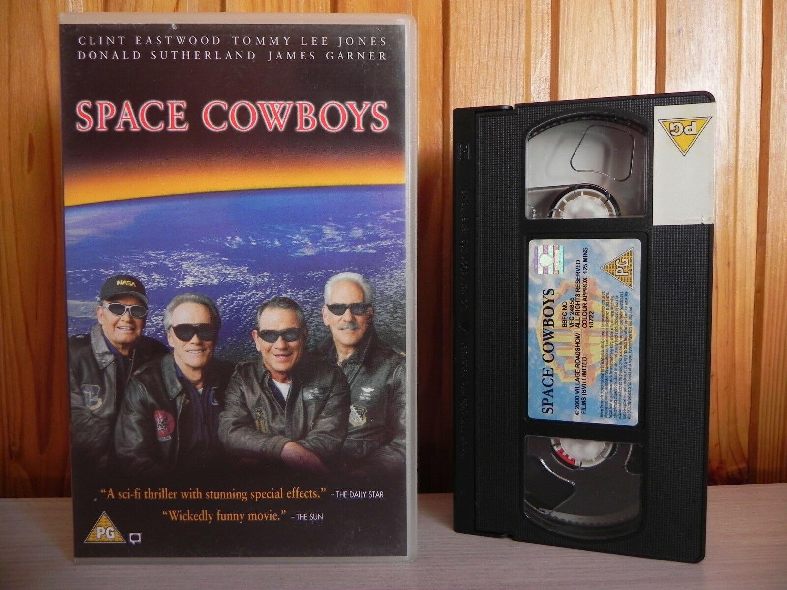 Space Cowboys [VHS]