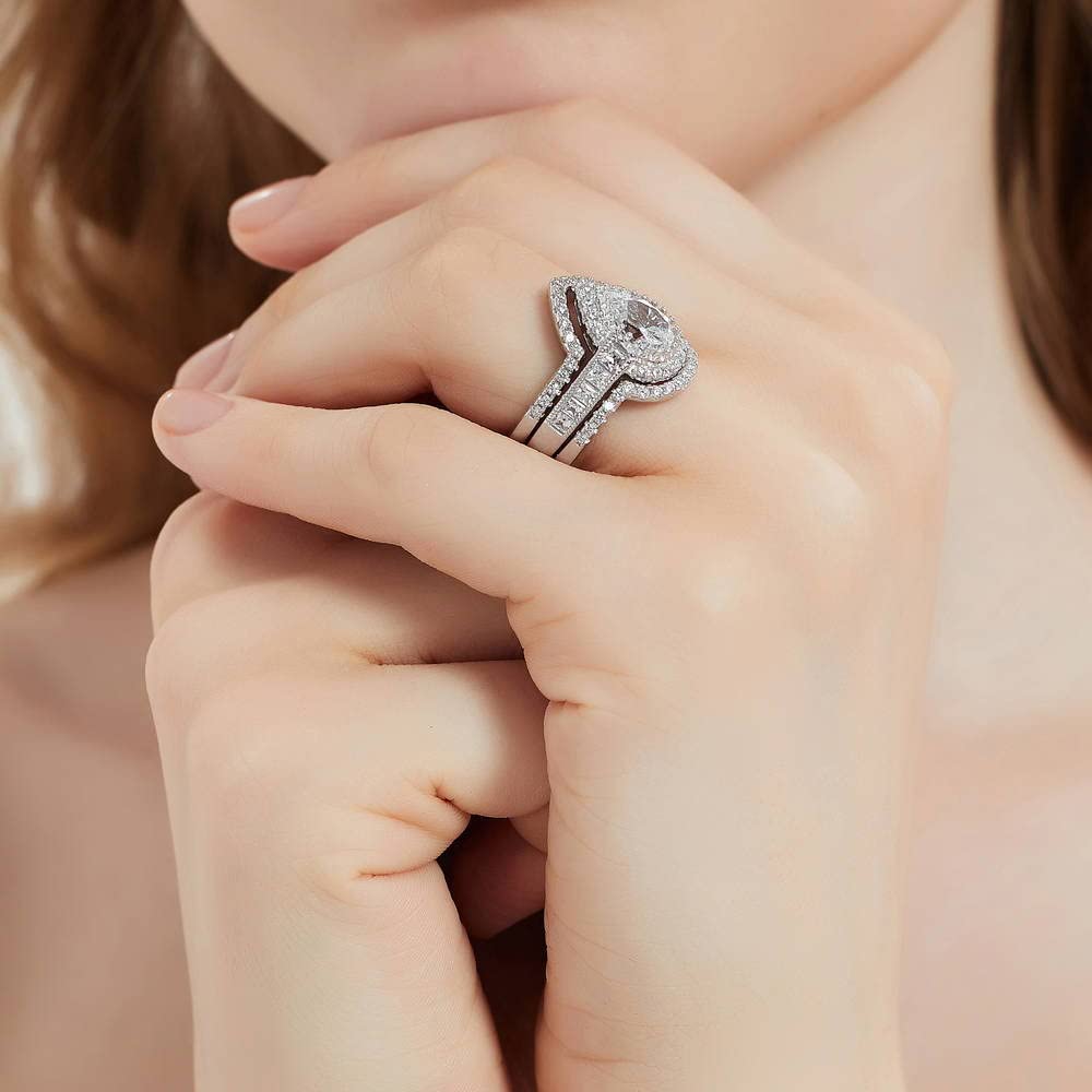 BERRICLE Sterling Silver Halo Wedding Engagement Rings Pear Cut Cubic Zirconia CZ Milgrain Ring Set for Women, Rhodium Plated Size 8