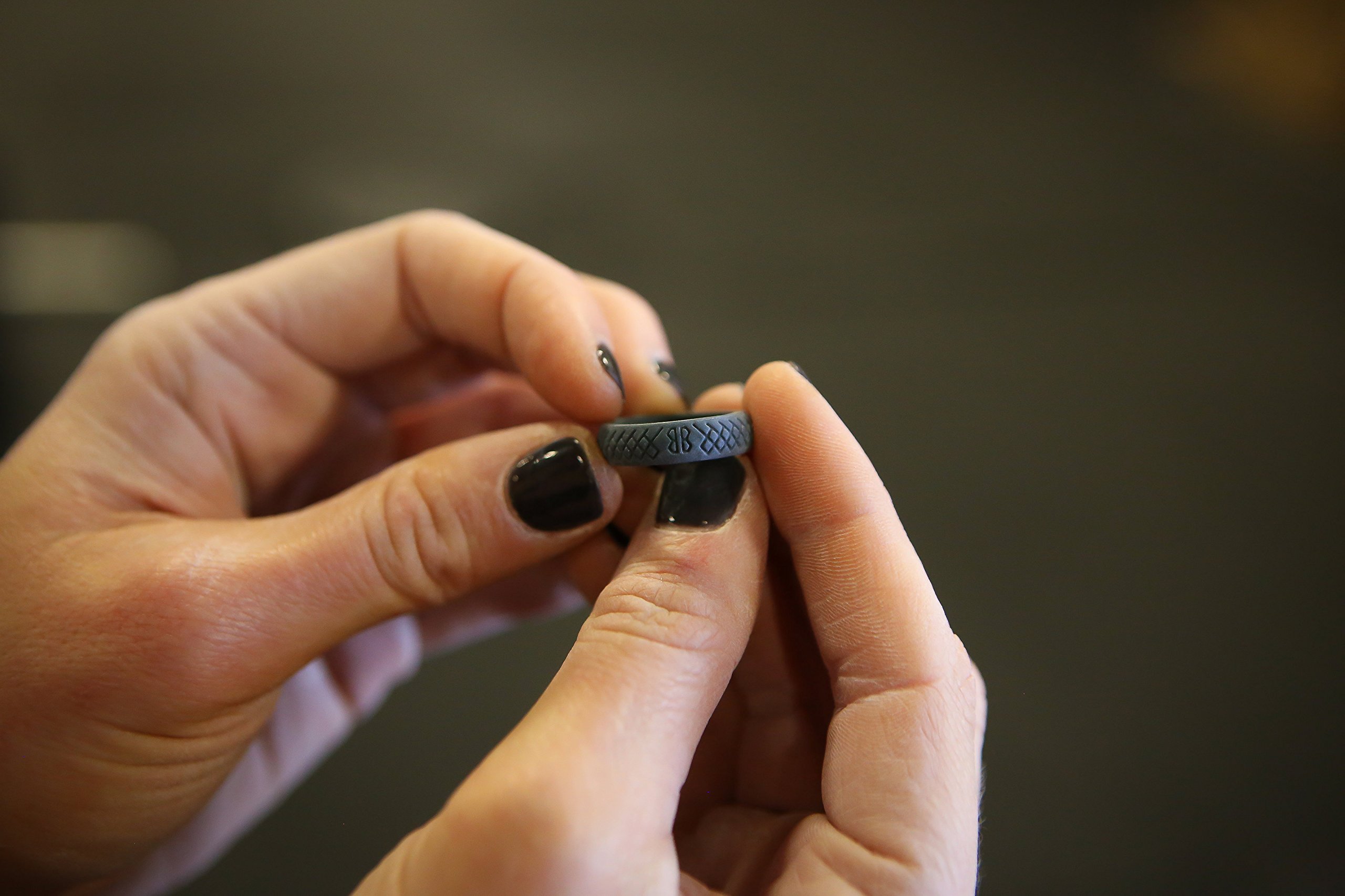 Barbell Bands Silicone Ring For Women | Premium Rubber Wedding Band | Perfect For Fitness, Lifting, Active Lifestyle - Comfortable and Durable (Black, 4)