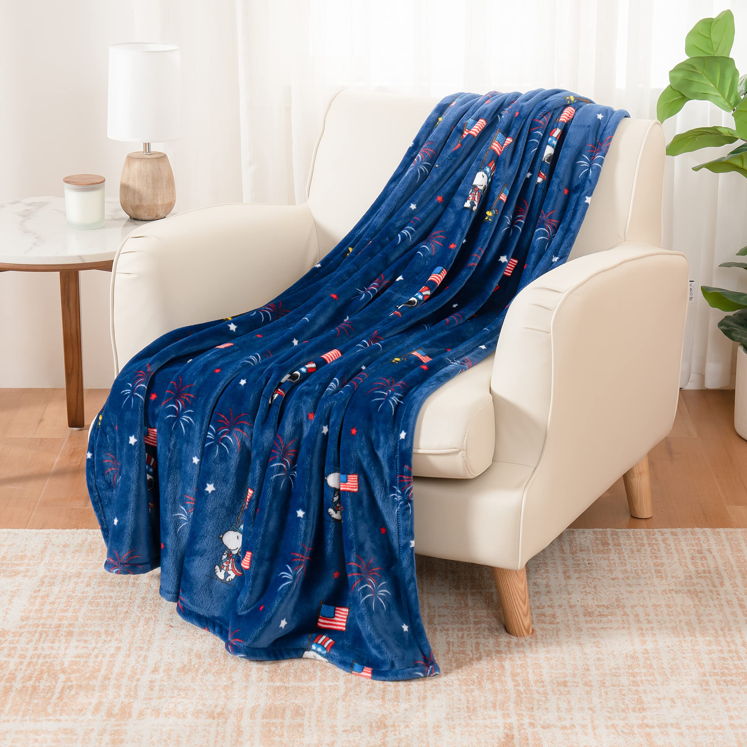 Berkshire Blanket Peanuts® VelvetLoft® Cute Character Snoopy Plush Throw Blanket,Peanuts Snowy Scene,Throw 55 in x 70 in (Official Peanuts® Product)
