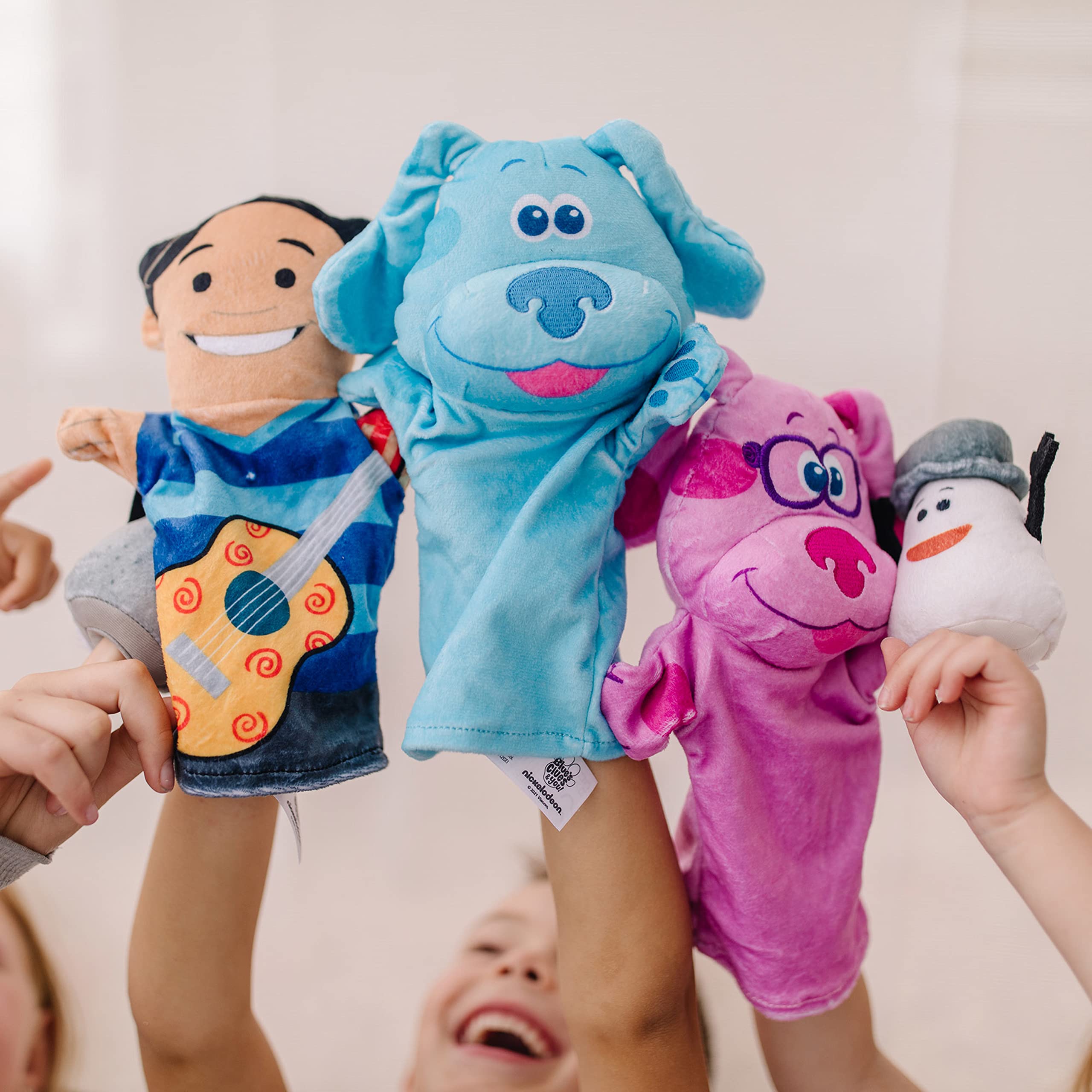 Melissa & Doug Blue's Clues & You! Hand & Finger Puppets (5 Pieces)
