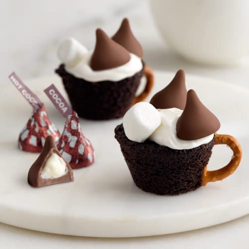 Hershey's Kisses Bulk Candy, Milk Chocolate With Marshmallow Flavored Creme Candy, Hot Cocoa Candy, Bulk Bag, Romantic Gift, Individually Wrapped In Brown And White Foil (Hot Cocoa, 2 Pound)