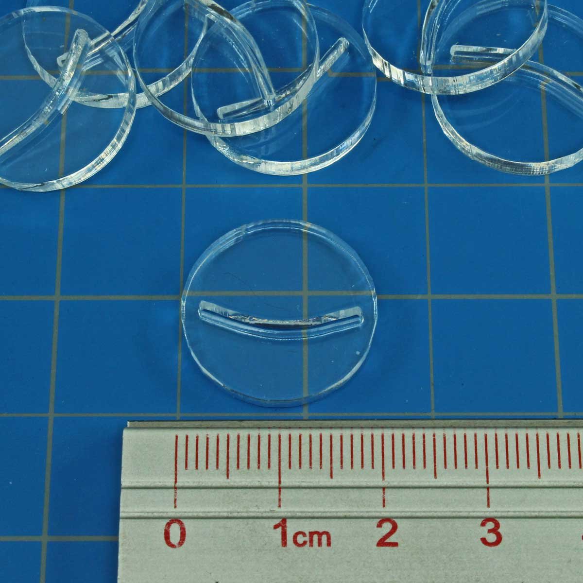 LITKO Paper Miniature Bases | Round | Circle | Slotted Paper Figure Holder | Compatible with Dungeons and Dragons | Game Card Stands (3mm Clear Acrylic, 40mm)