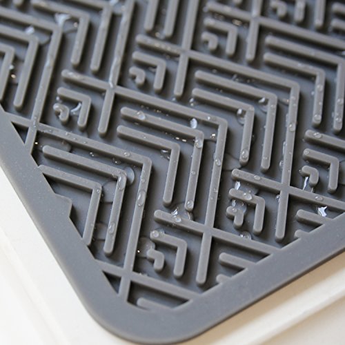 S&T INC. Silicone Dish Drying Mat or Trivet for Kitchen Durable, Heavy Duty, Non-Slip, Dishwasher Safe and Heat Resistant, 12 Inch x 15.8 Inch, Grey