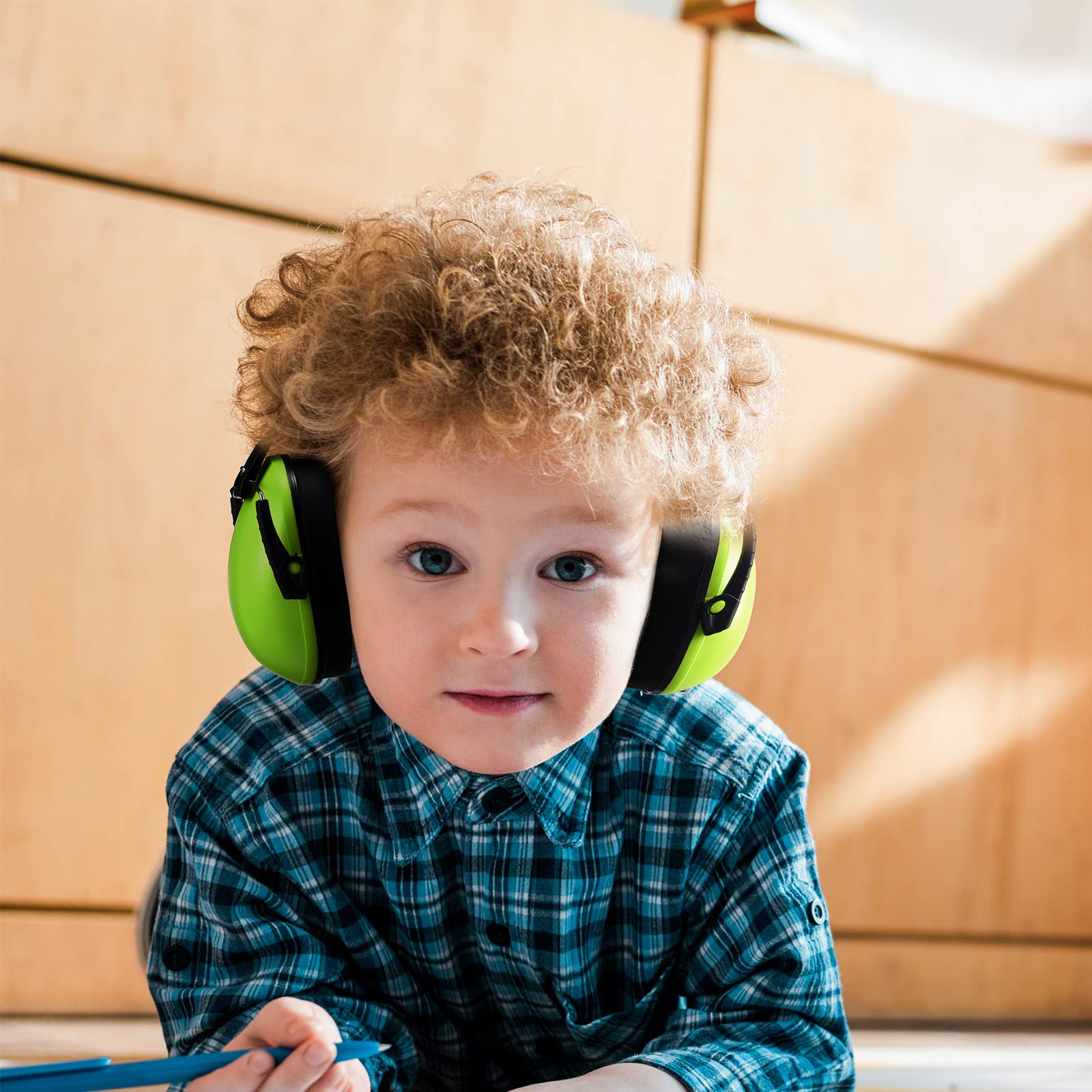 Chumia 2 Pcs Kids Ear Protection Noise Reduction Earmuff Adjustable Hearing Protection Earmuffs Kids Toddler(Blue, Green)