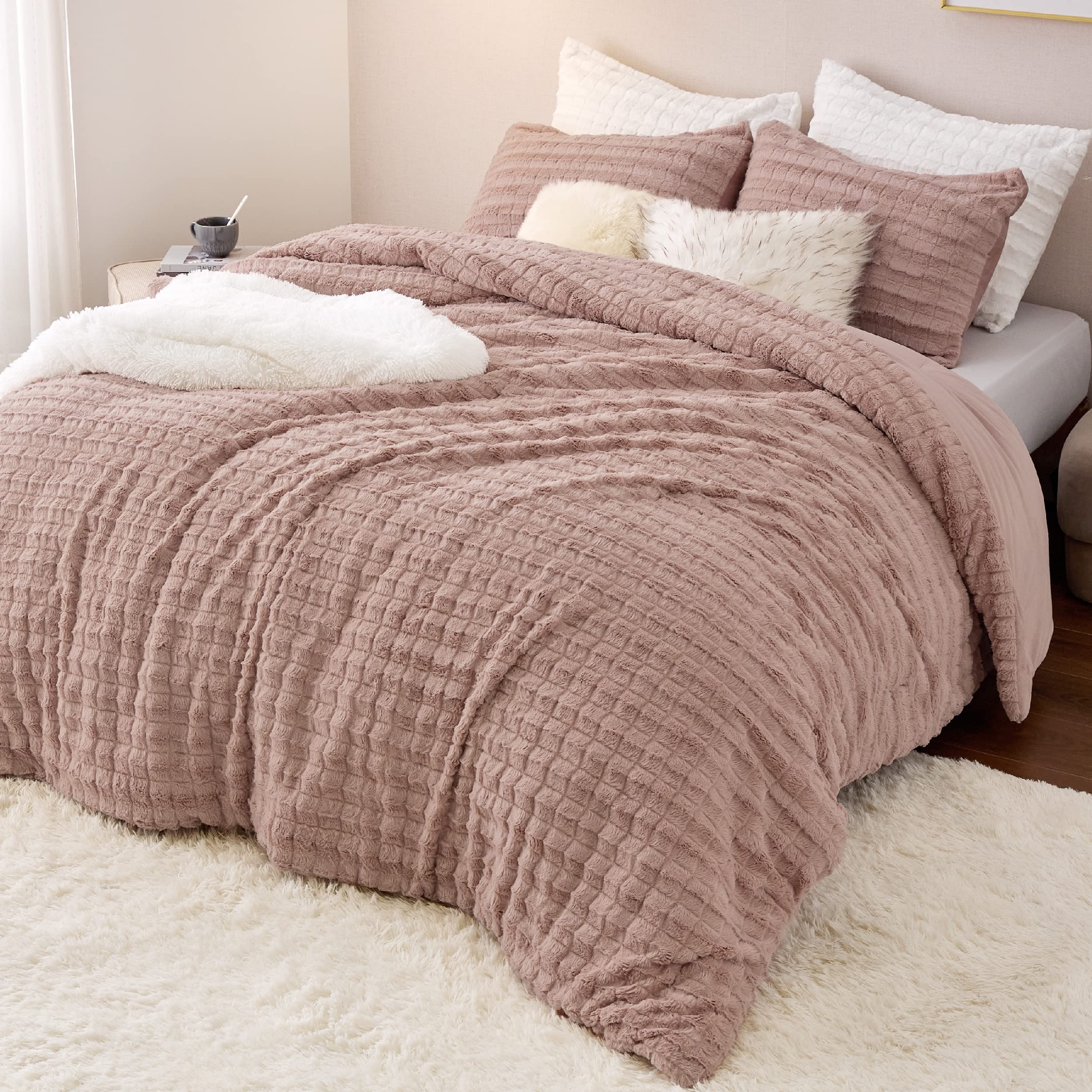 Bedsure Ultra Soft Shaggy Faux Fur Queen Comforter Set - Winter Warm 3 Piece Bedding With Plush Comforter and 2 Pillowcases