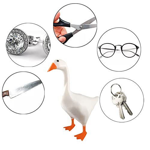 Goose Statue Magnetic Key Holder, Animal Magnetic Key Holder Sculpture Modern Home Decor,Cute Magnetic Goose Key Holder for Key Hooks Pens Bells (Yellow)
