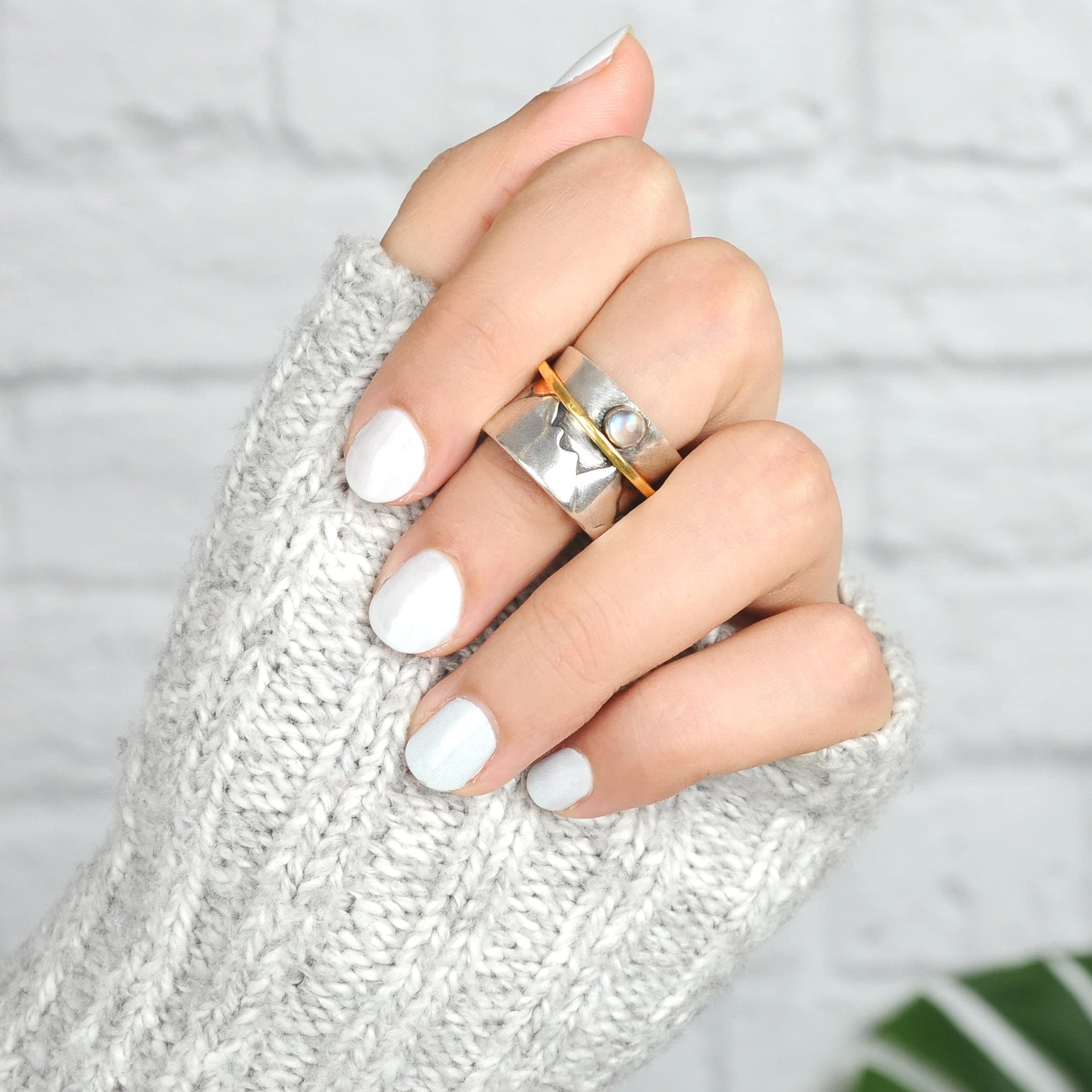 Boho-Magic 925 Sterling Silver Mountains Spinner Fidget Ring for Women with Moonstone Gemstone (10)