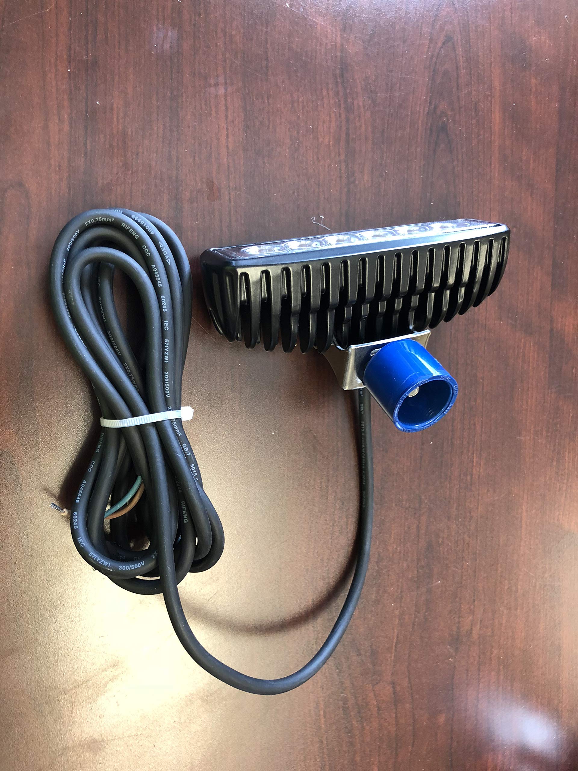 Boat Lights US Spreader Light with 3/4" PVC Attachment, Black