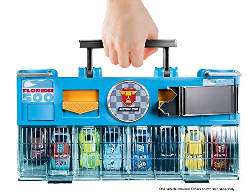 Mattel Disney and Pixar Cars Toys, Ultimate 2-in-1 Launcher & Carry Case with Lightning McQueen Toy Car, Launch 8 Vehicles Together