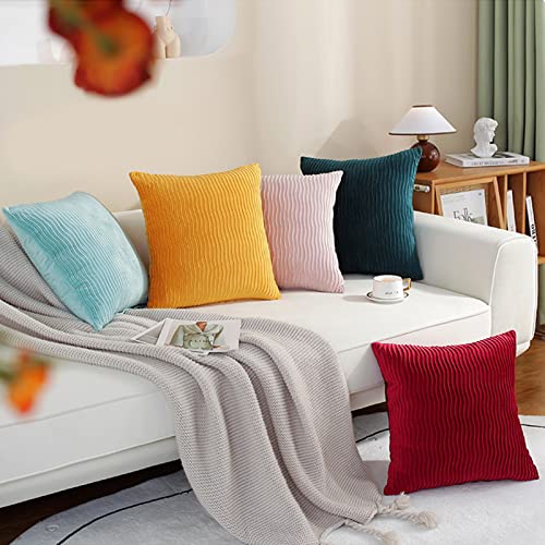Gloppie Throw Pillow Covers Decorative Pillows Covers 18x18 inch Velvet Couch Pillow Case Square Pillow Cases Cushion Covers for Sofa Bed Office Chair Dorm Room Decor Pink