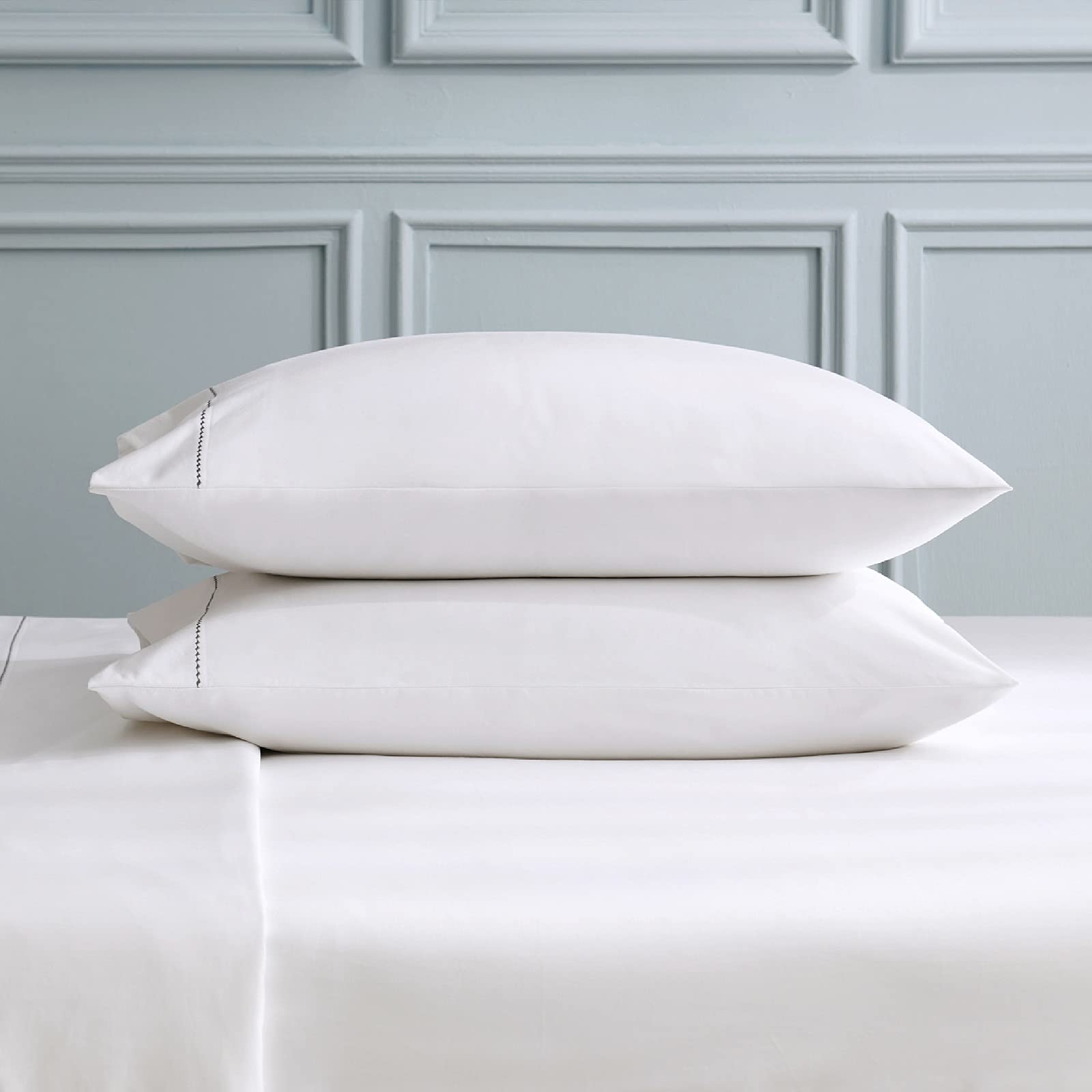 Bedsure 1000 Thread Count Egyptian Cotton Sheets - White Queen Sheets Set, 4 PC Deep Pocket Durable Bed Sheets Sateen Weave, White (90"x102")
