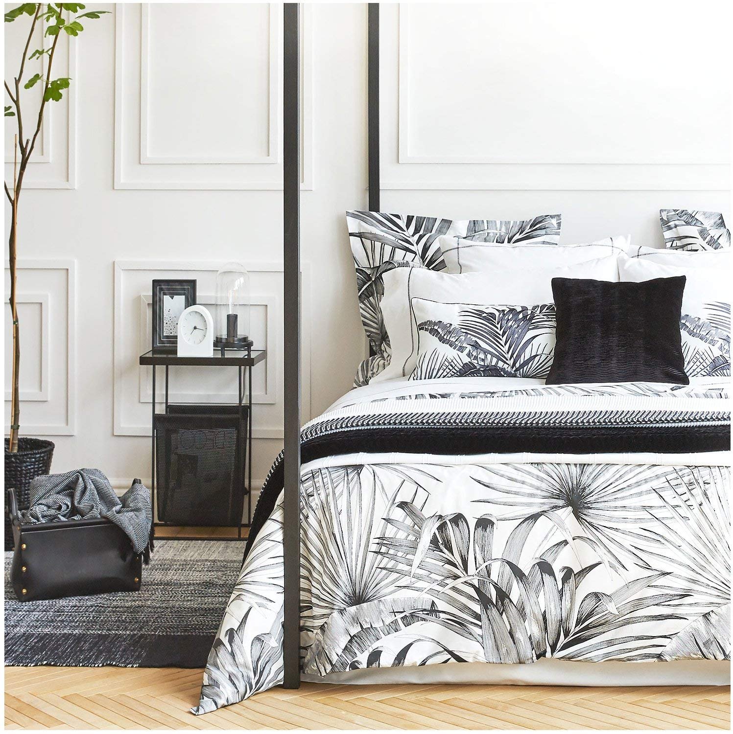 Eikei Modern Vintage Retro Mod Print Bedding Egyptian Cotton Duvet Cover Set Minimalist Chic Botanical Design Asian Zen Style Reversible Pattern in Full Queen or King Size (Queen, Black and White)