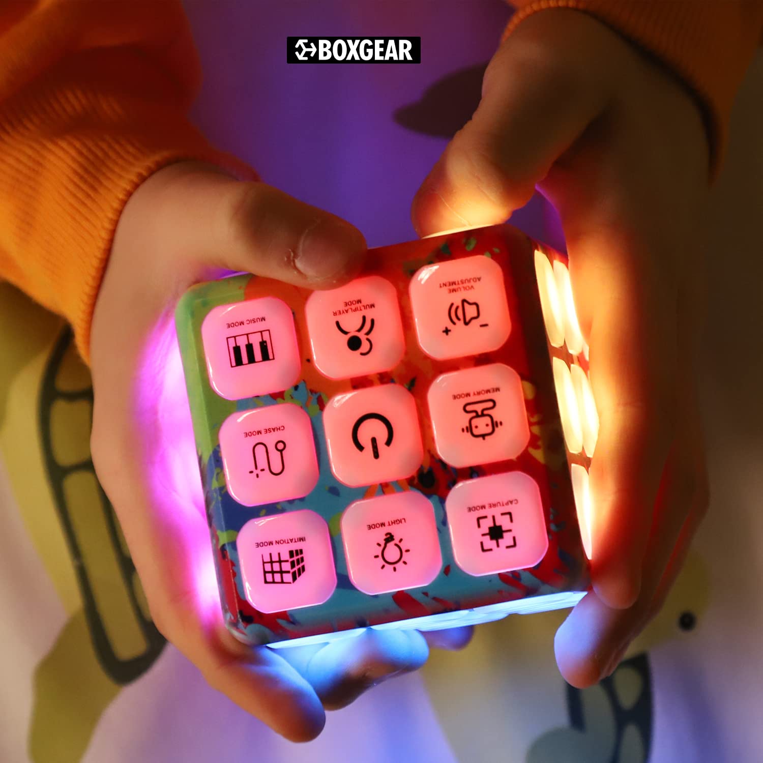 Boxgear Flashing Cube Memory Game – LED Flashing Puzzle Cube for Adults and Children – Sensory Fidget Cube with 5 Brain Games – Light Up Handheld Cube Fidget Toy for Stress Relief and Stimulation