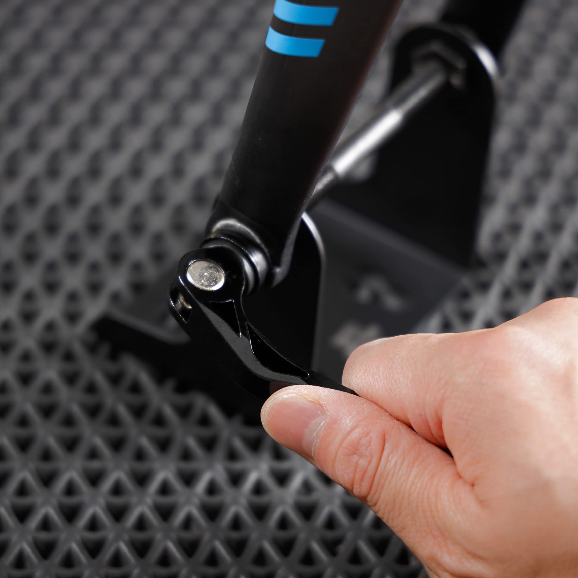 BIKEHAND Quick Release Fork Mount 9x100mm - Bike Bicycle Carrier Rack Car Roof Truck Bed Storage