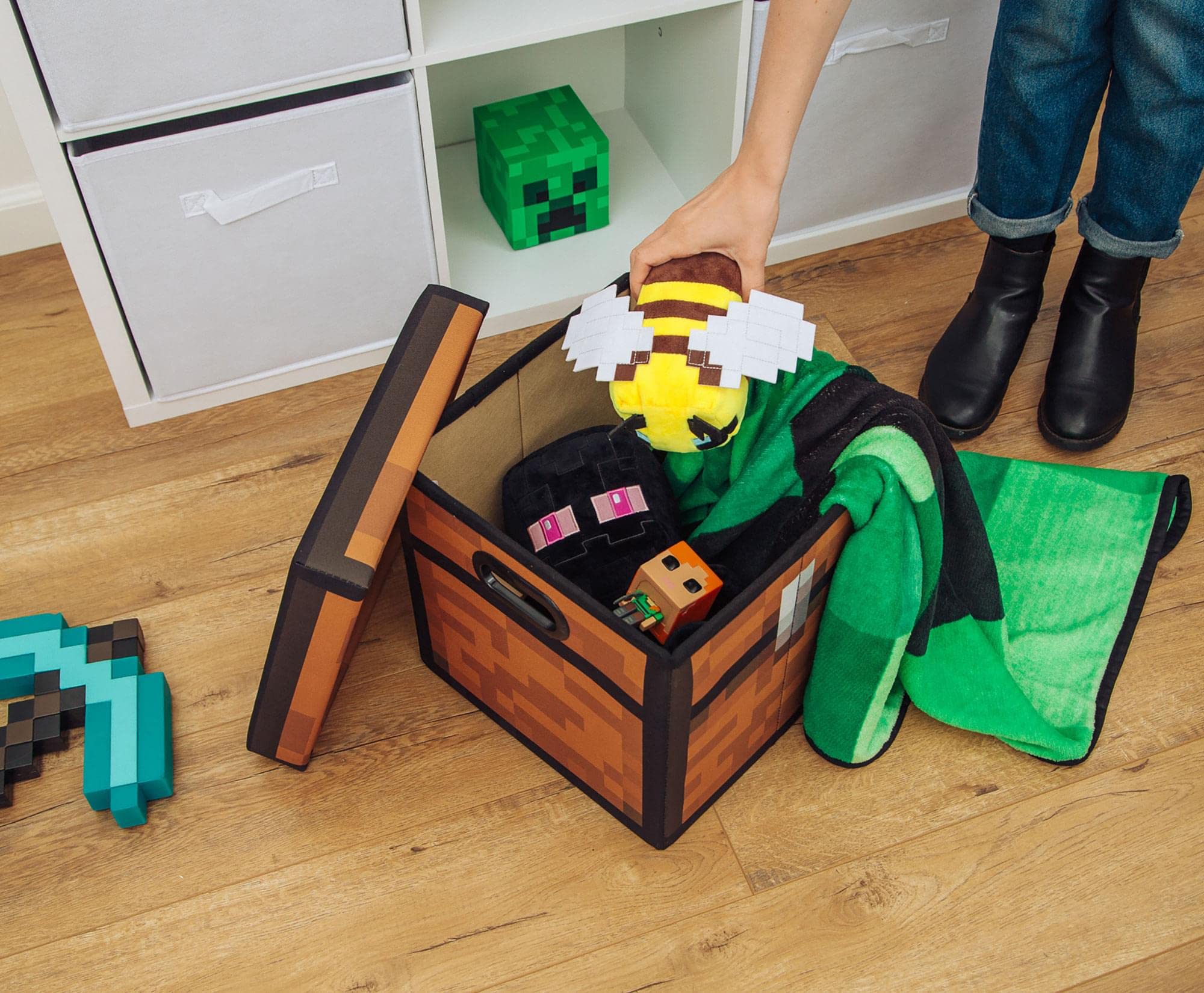 Minecraft Brown Chest 13-Inch Storage Bin Chest With Lid | Foldable Fabric Basket Container, Cube Organizer With Handles, Cubby For Shelves, Closet | Home Decor Essentials, Video Game Gifts