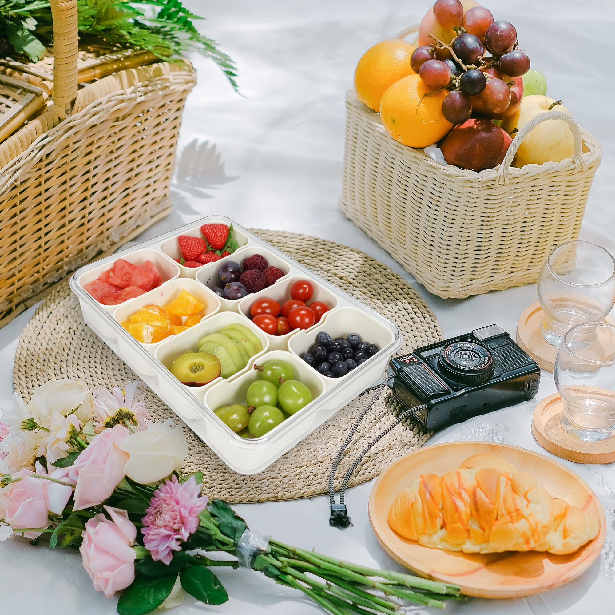 Divided Veggie Tray with Lid and Handle,Compartment Serving Tray with Dividers,Clear Storage Organizer for Candy, Veggie, Fruits, Nuts& Spices, Portable Snack Container for Entertaining Party, Picnic