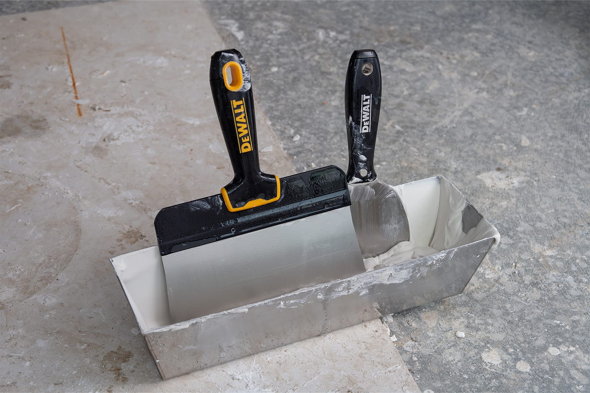 DEWALT 16" Big Back Taping Knife | Stainless Steel w/Soft Grip Handle | DXTT-2-198