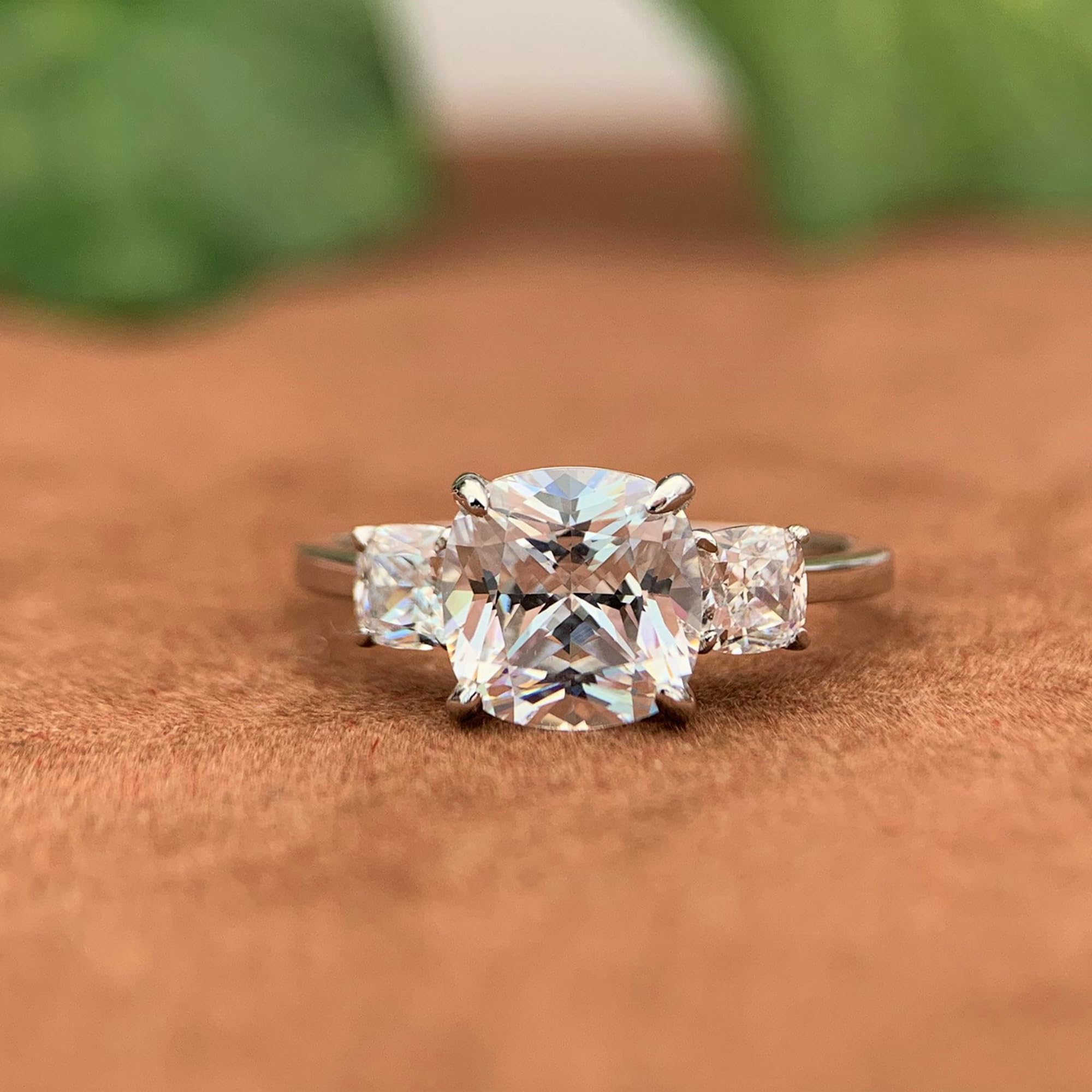 CGSRING 3 Carat Cushion Cut Moissanite Rings, 3 Stone Cushion Cut Moissanite Engagement Ring for Women (7)