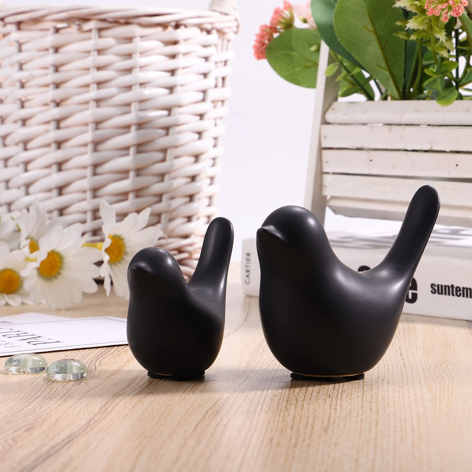 Veemoon 2pcs Ceramic Bird Figurines Ornaments Set Modern Nordic Style Abstract Bird Sculptures for Home Office Desktop Landscape Garden Display Decor Wedding Gift ( Size L and S Black )