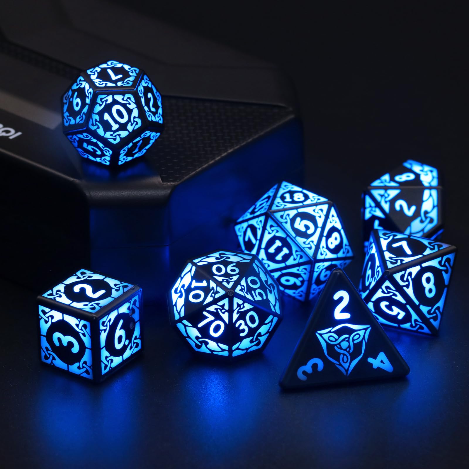 Charging Dice with Charging Box, DND Dice 7 PCS LED Electronic Dice, Dungeons and Dragons Dice Polyhedral Dice Sets for Tabletop Games D&D Dice MTG Pathfinder Role Playing Game（White-Colored Light