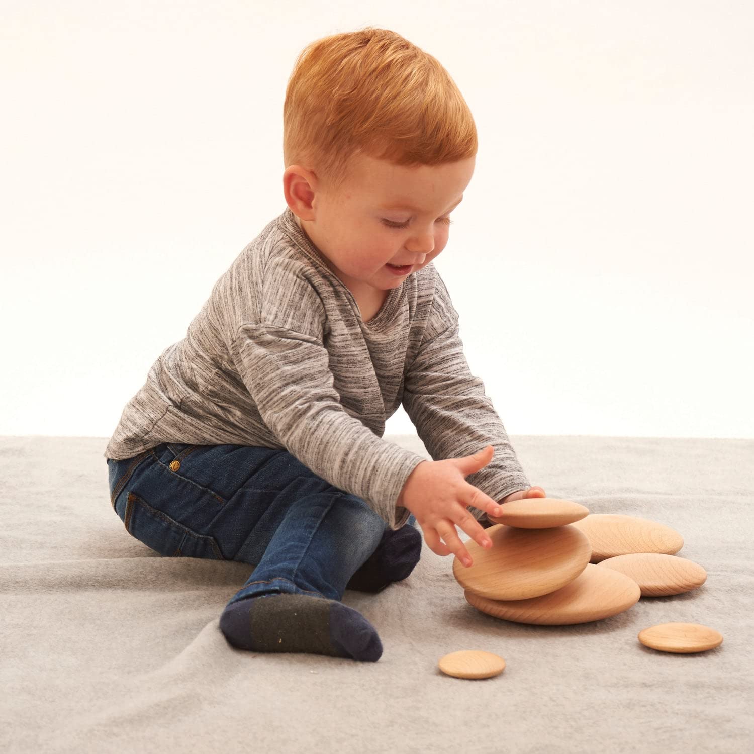 TickiT Natural Buttons - Set of 7 - Wooden Stacking Stones for Babies and Toddlers Aged 0+ - Natural Toy for Early Development and Open-Ended Play