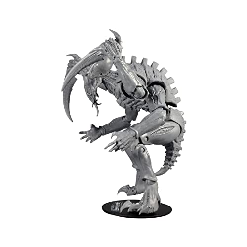 McFarlane Toys Warhammer 40,000 Ymgarl Genestealer (Artist Proof) 7'' Action Figure with Accessory