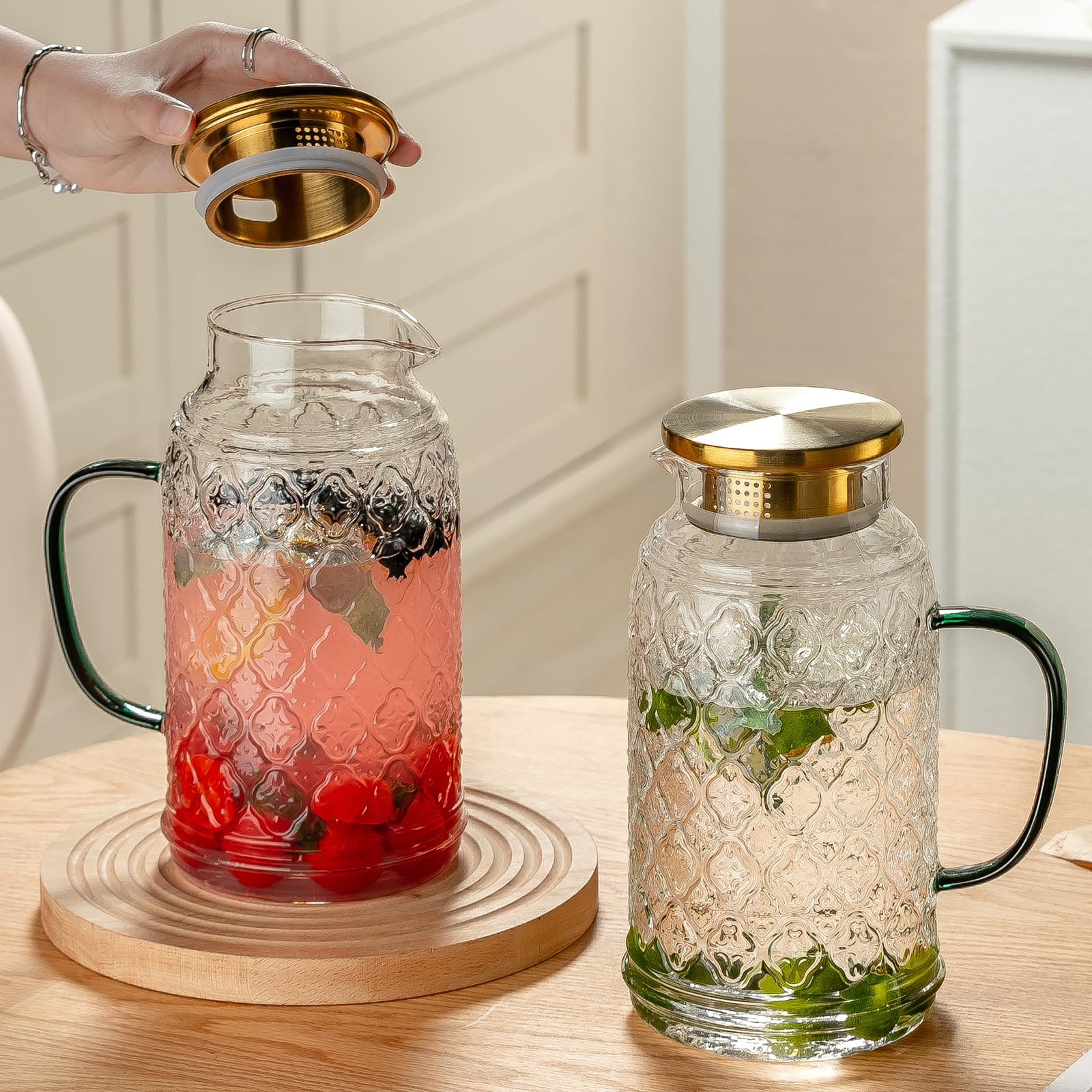 Buaic Glass Pitcher with Lid, 2 PACK 68 oz/2 Liter Vintage Water Pitcher, Clear Borosilicate Glass Water Carafe for Cold Brew, Coffee, Lemonade, Iced Sun Tea,Beverage, Heat Resistant Water Glass Jug