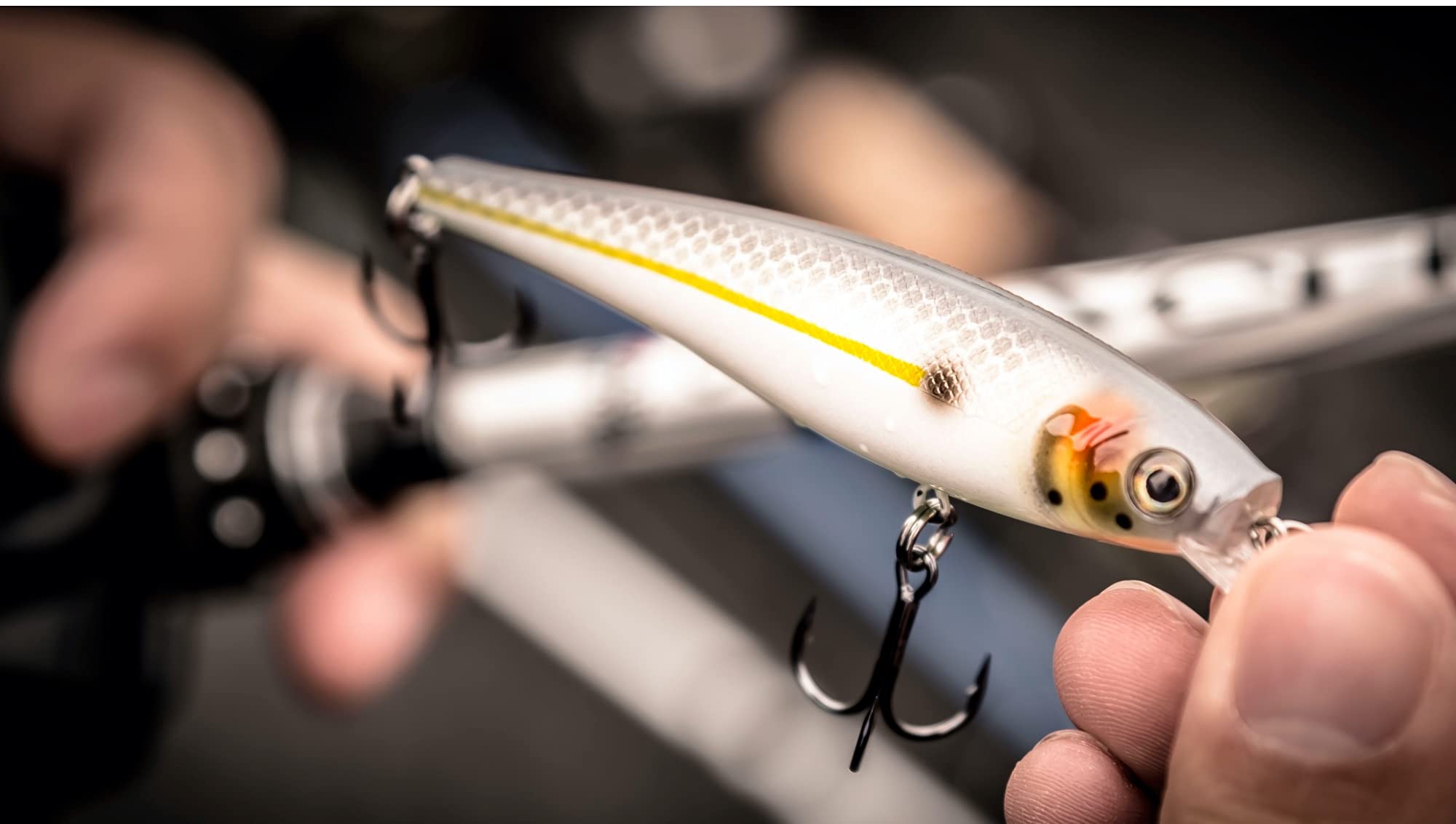 Berkley Crankbait Hard Fishing Lures , Chartreuse Shad , 4 1/4in - 7/16 oz