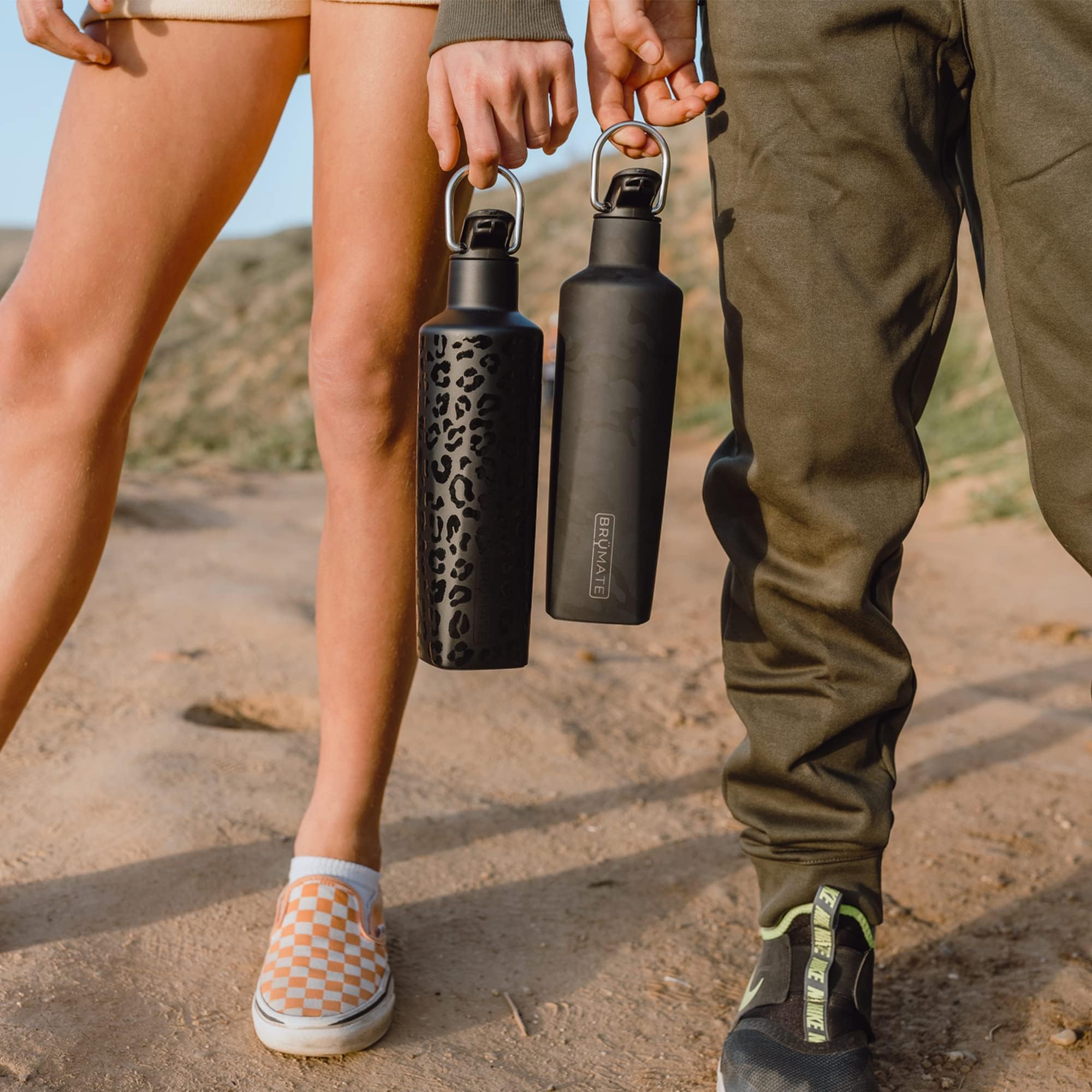 BrüMate ReHydration - 100% Leakproof 25oz Insulated Water Bottle with Straw - Stainless Steel Water Canteen (Glitter Charcoal)