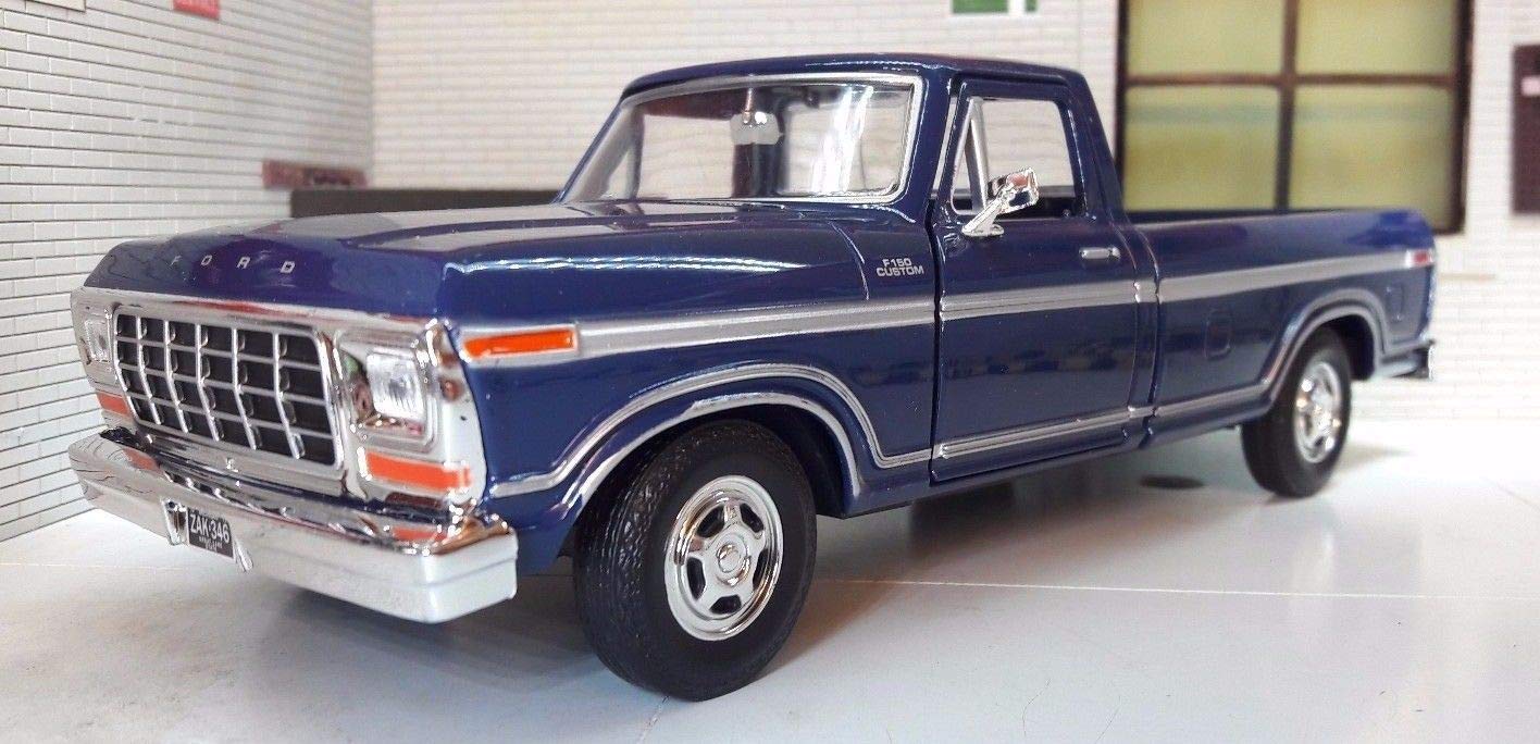 Motormax 1:24 1979 Ford F-150 Pickup Truck
