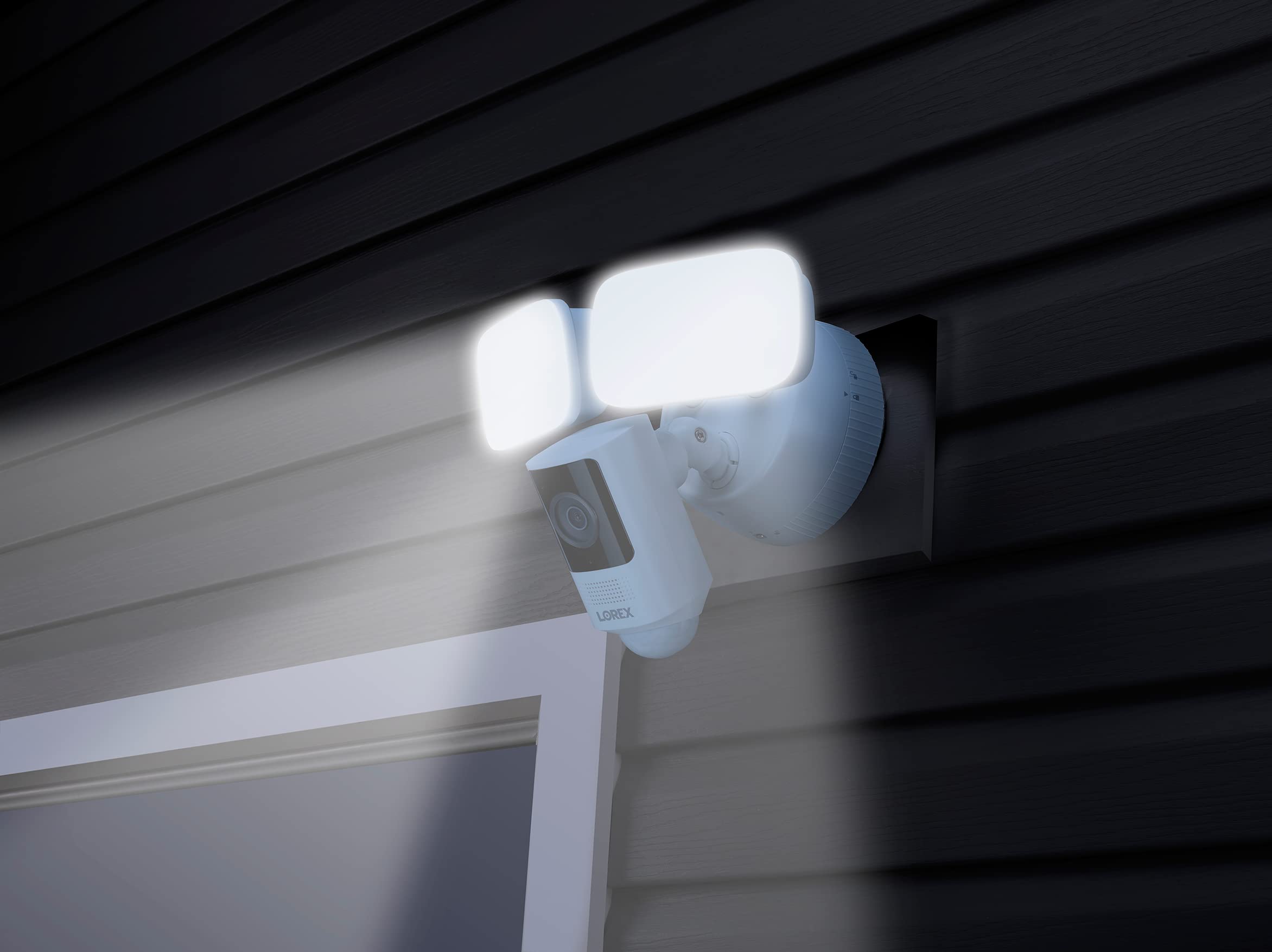 Lorex 2K Wi-Fi Floodlight Camera with Adjustable LEDs, Smart Motion Detection, 2-Way Talk, Color Night Vision, White