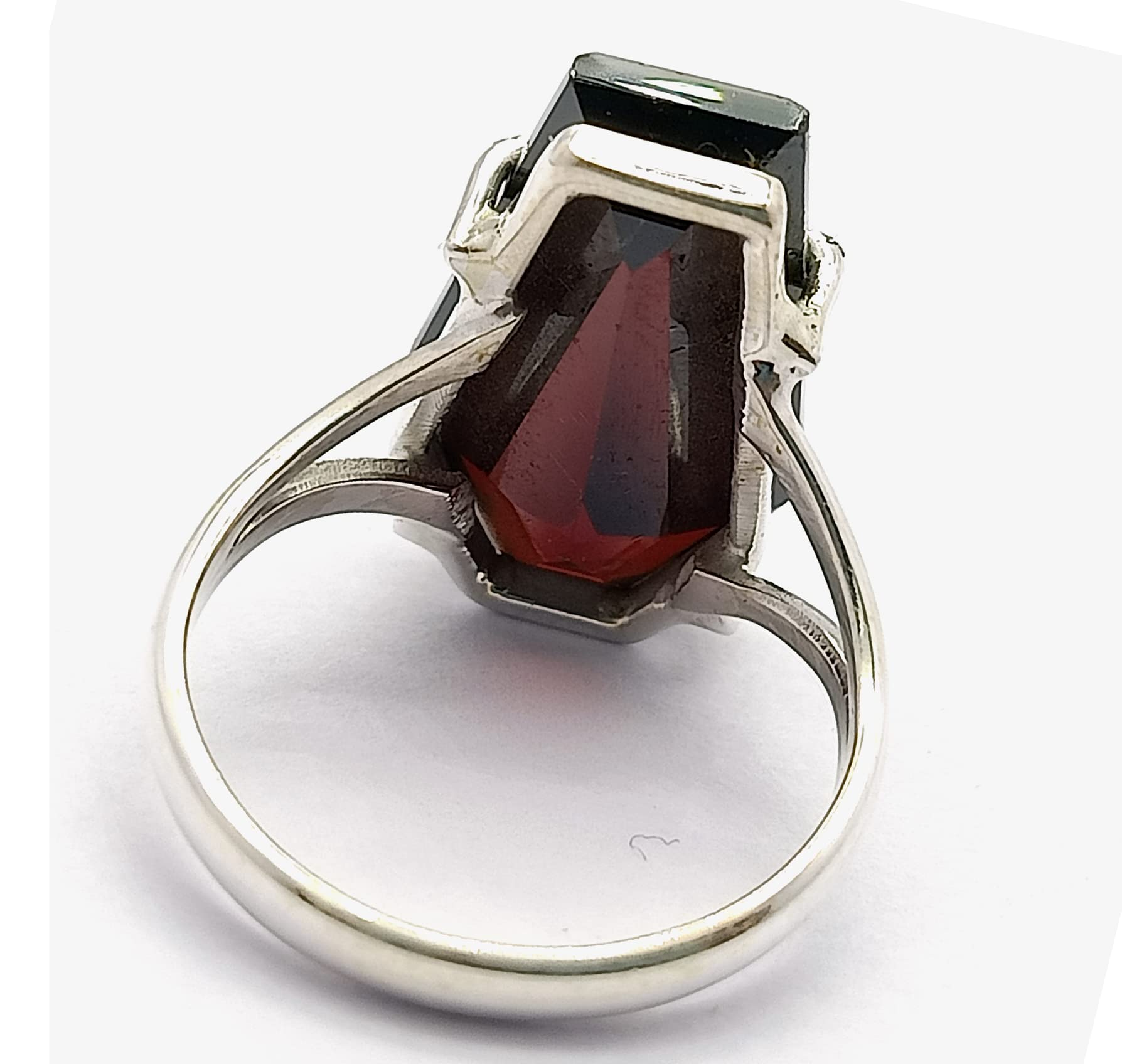 Carat Online 15 Carat Coffin Shape 925 Sterling Silver Garnet Gemstone Ring for Women| Ring Size 4 US to 12 US (Garnet, 4)