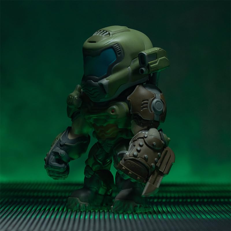 Numskull Doom Slayer Doom Eternal in-Game Collectible Replica Posable Toy Figure - Official Doom Merchandise - Limited Edition