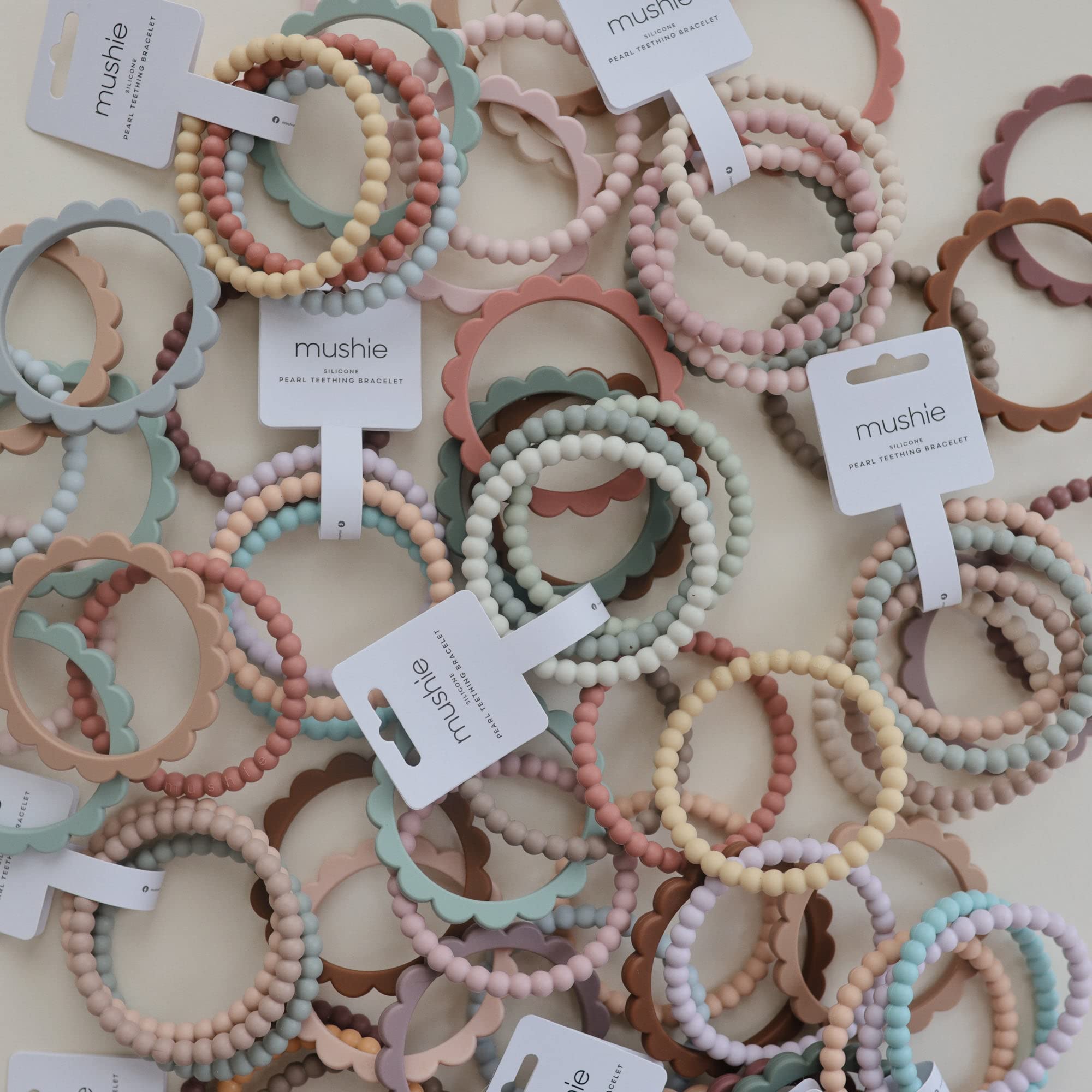 mushie Pearl Teether Bracelet | 3-Pack (Clary Sage/Tuscany/Desert Sand)