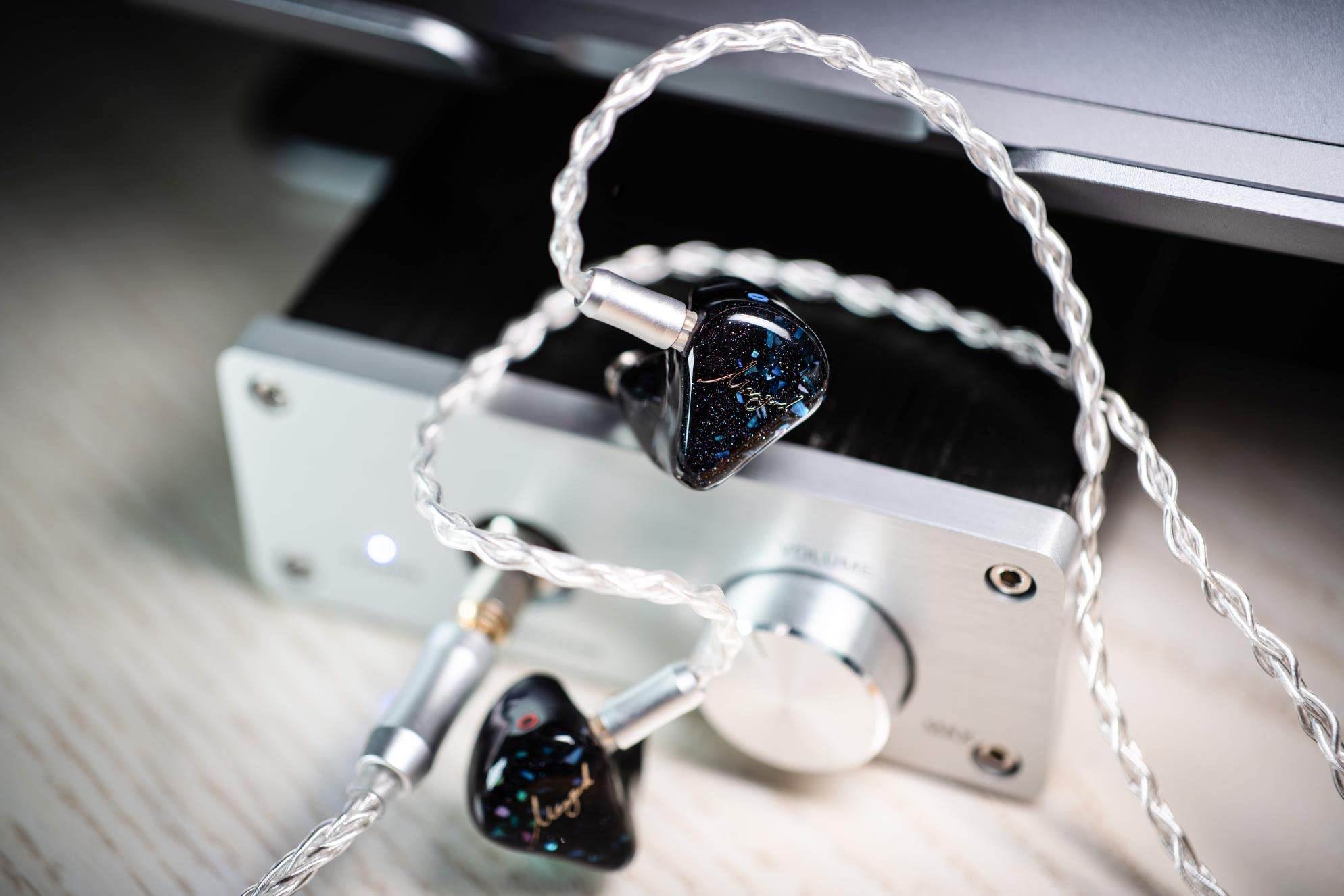 Linsoul Xenns Mangird Tea2 6BA + 1DD Hybrid IEM in-Ear Earphone with Hand-Created Faceplate, Detachable 2pin 6N OCC Cable for Audiophiles Musician(4.4mm, Mangird Tea2)