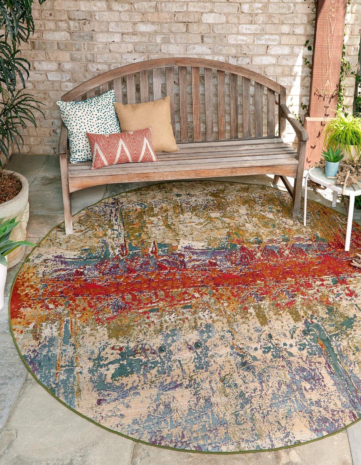 Unique Loom Outdoor Modern Collection Area Rug - Crumpled (3' 3" Round, Multi/ Gold)