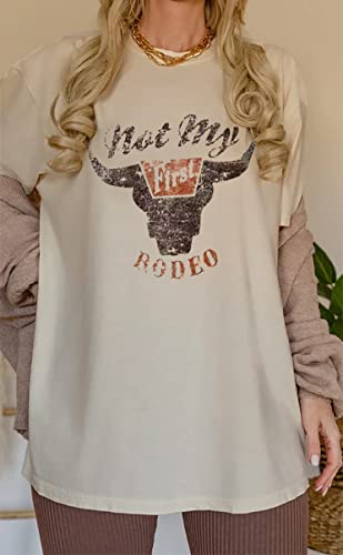 Oversized Rodeo T-Shirt for Women Not My First Rodeo Letter Printed Shirt Retro Western Country Cowboy Tee Tops (L, Apricot)