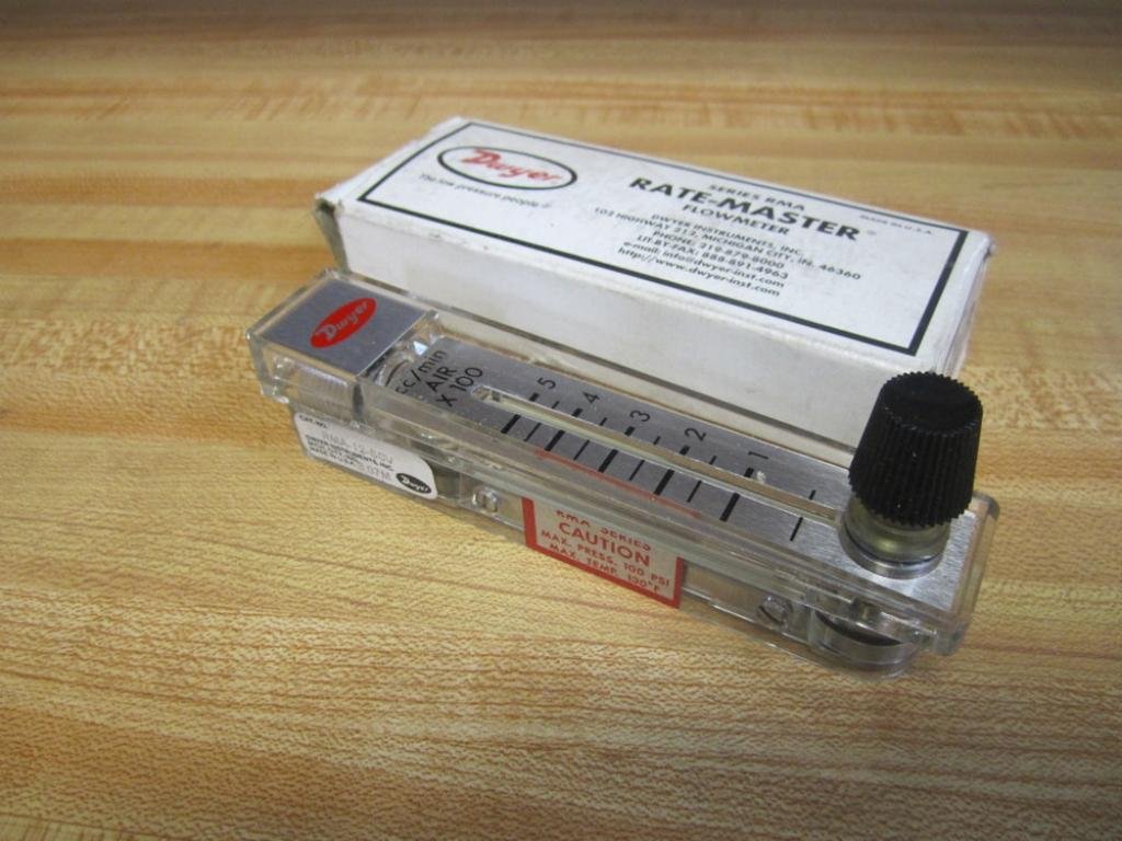 Dwyer® Rate-Master® Flowmeter, RMA-12-SSV, 4% Acc, 50-500 cc/min air, SS Valve, PC Body